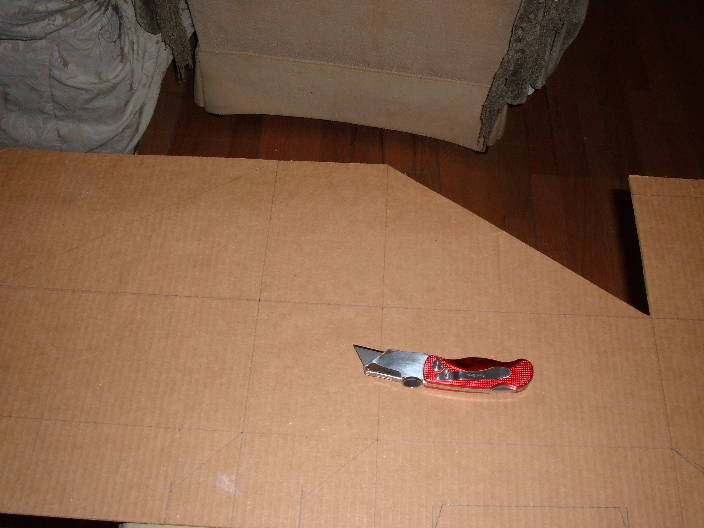 Homemade Cardboard Magazine Box : 8 Steps - Instructables