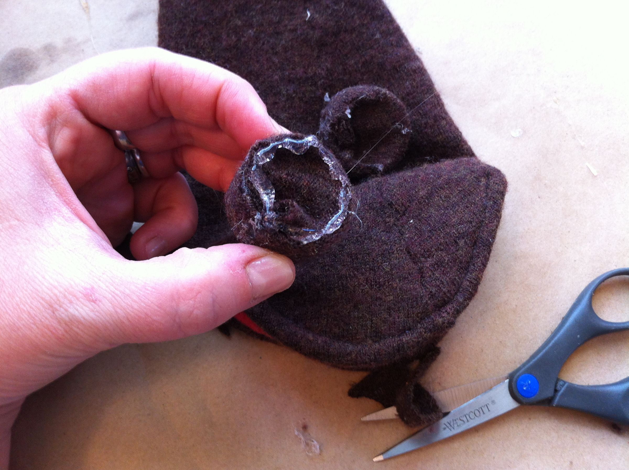 Simple Sweater Puppet : 6 Steps - Instructables