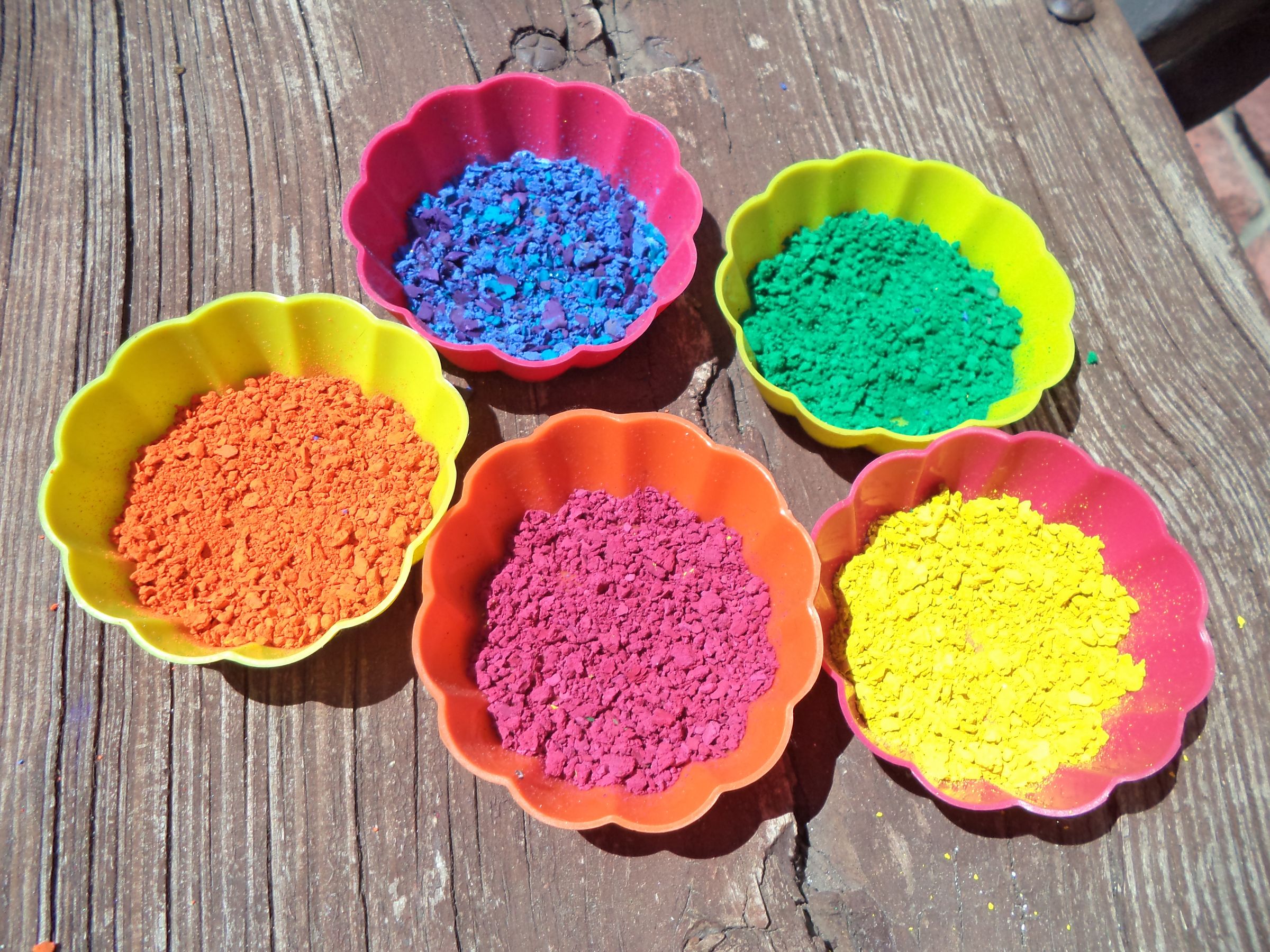 How to Make Not So Sh... Bad Crayons : 10 Steps - Instructables