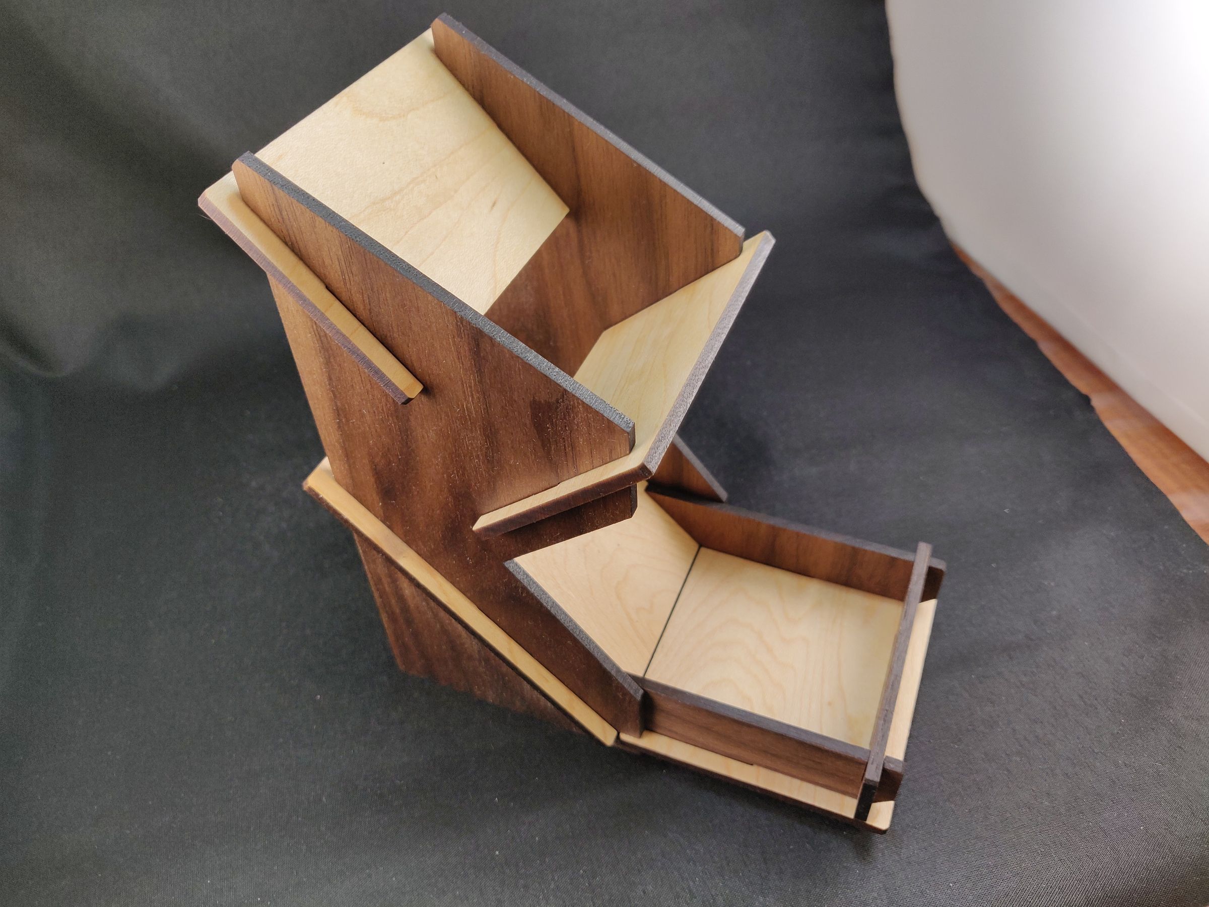 Flat-Pack Dice Tower : 3 Steps (with Pictures) - Instructables