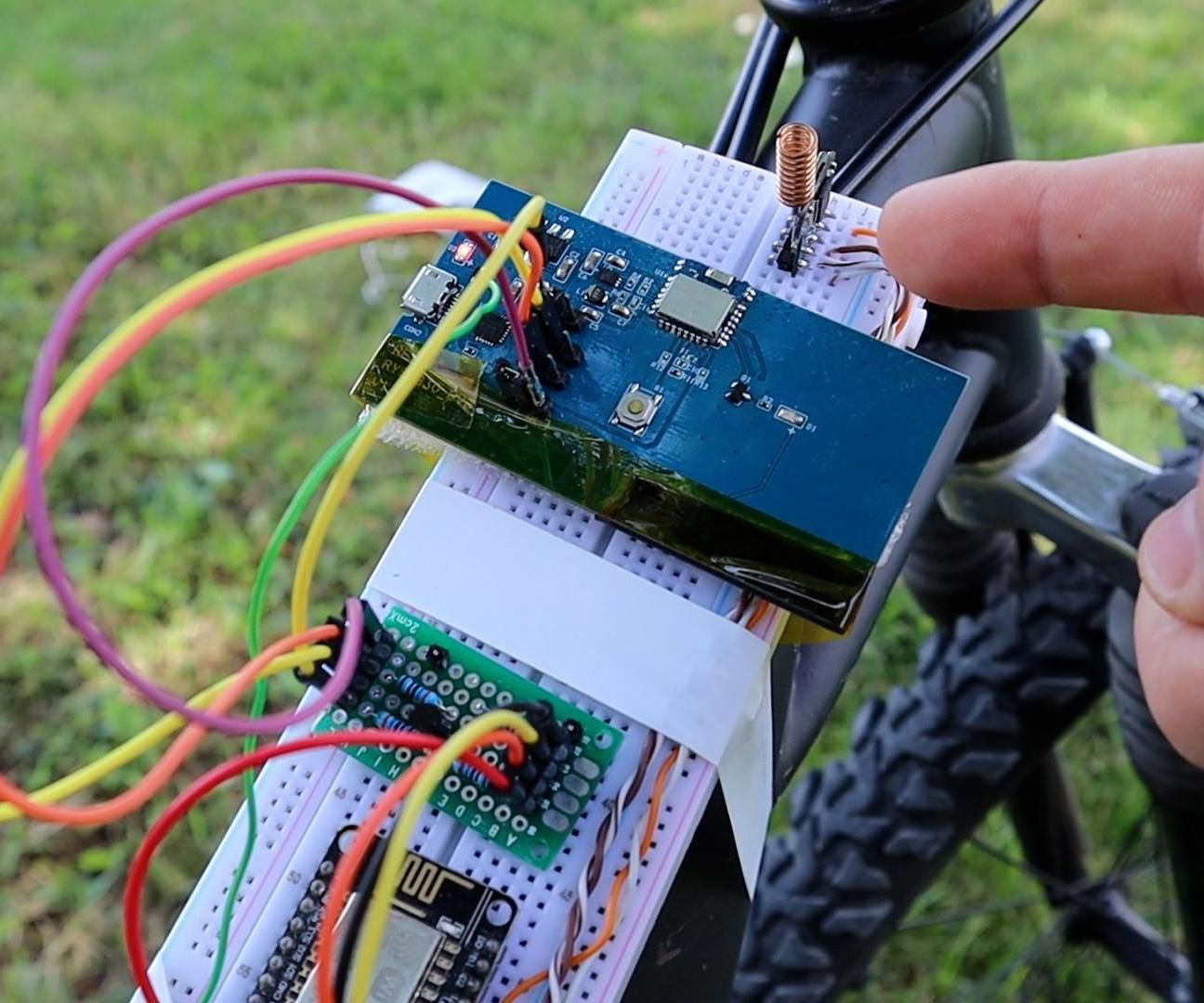 No SIM GPS Tracker Using LoRa and Custom App : 6 Steps - Instructables