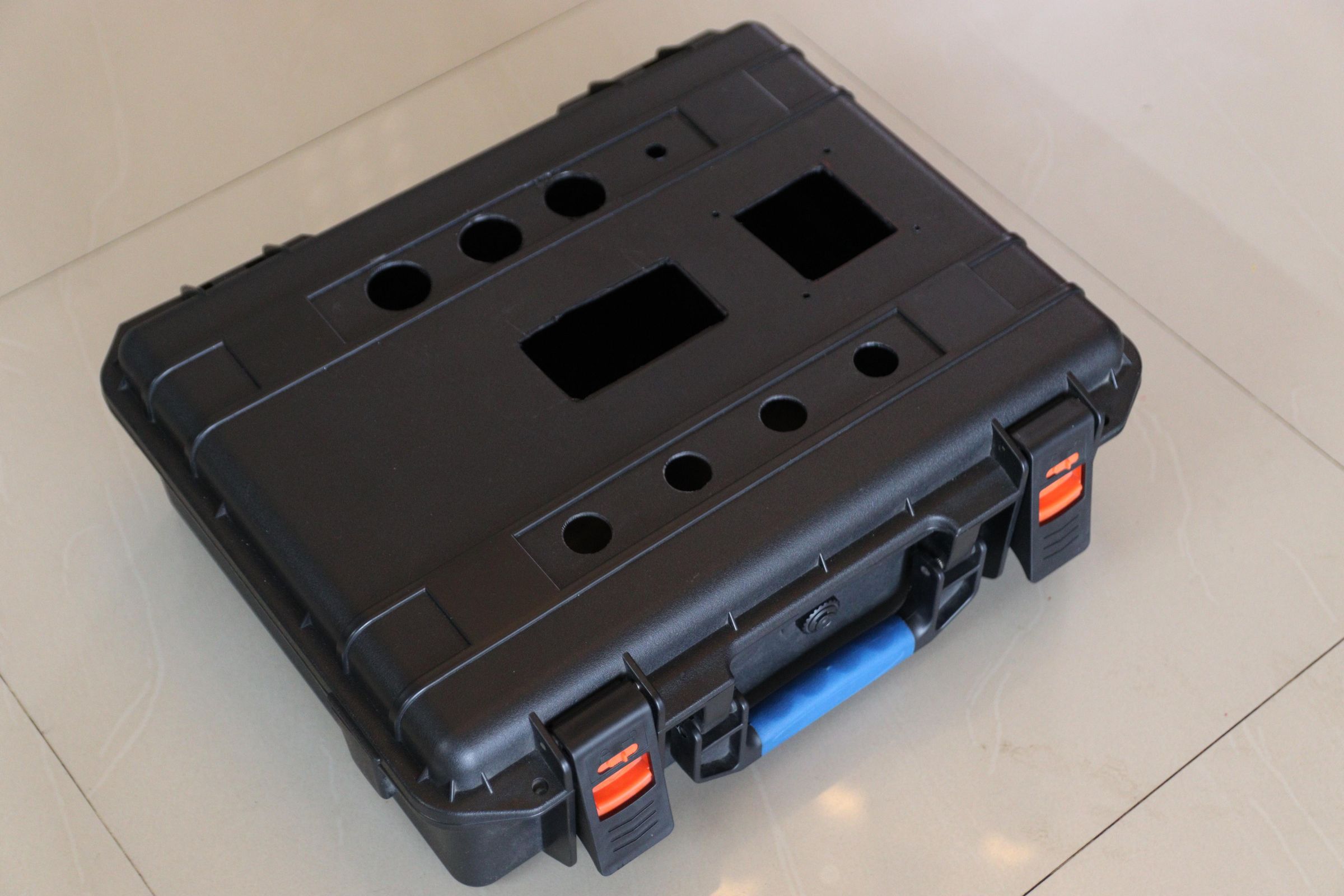DIY Portable Solar Generator V2 : 21 Steps (with Pictures) - Instructables