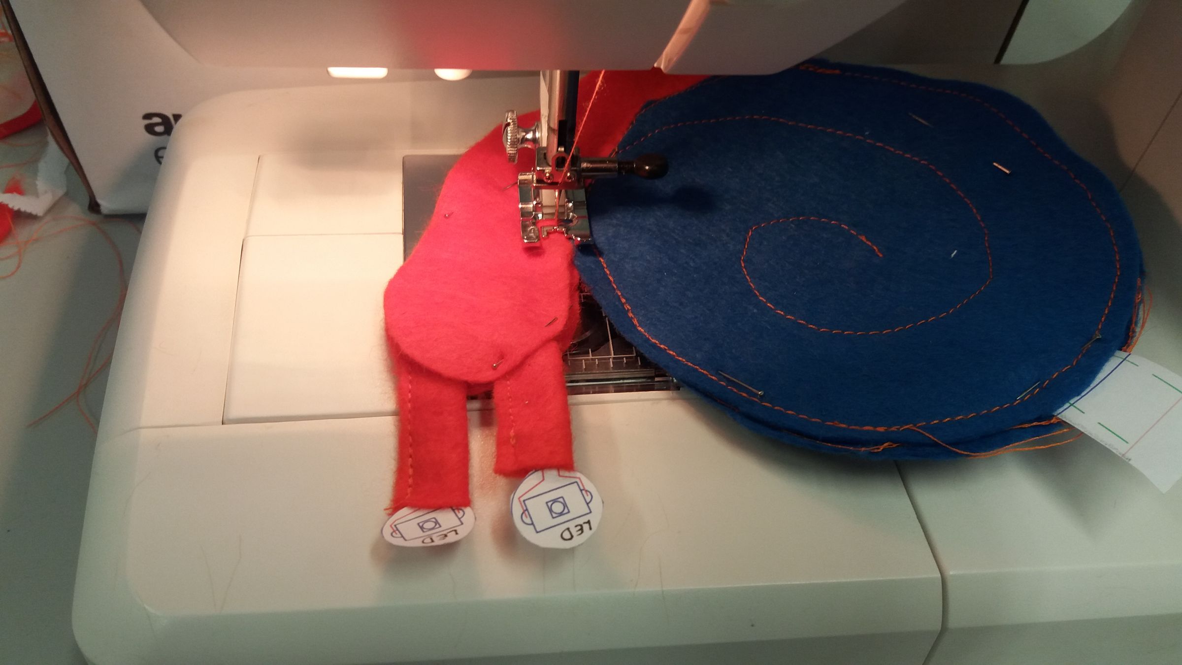 E-Textiles Snail Tutorial : 12 Steps (with Pictures) - Instructables