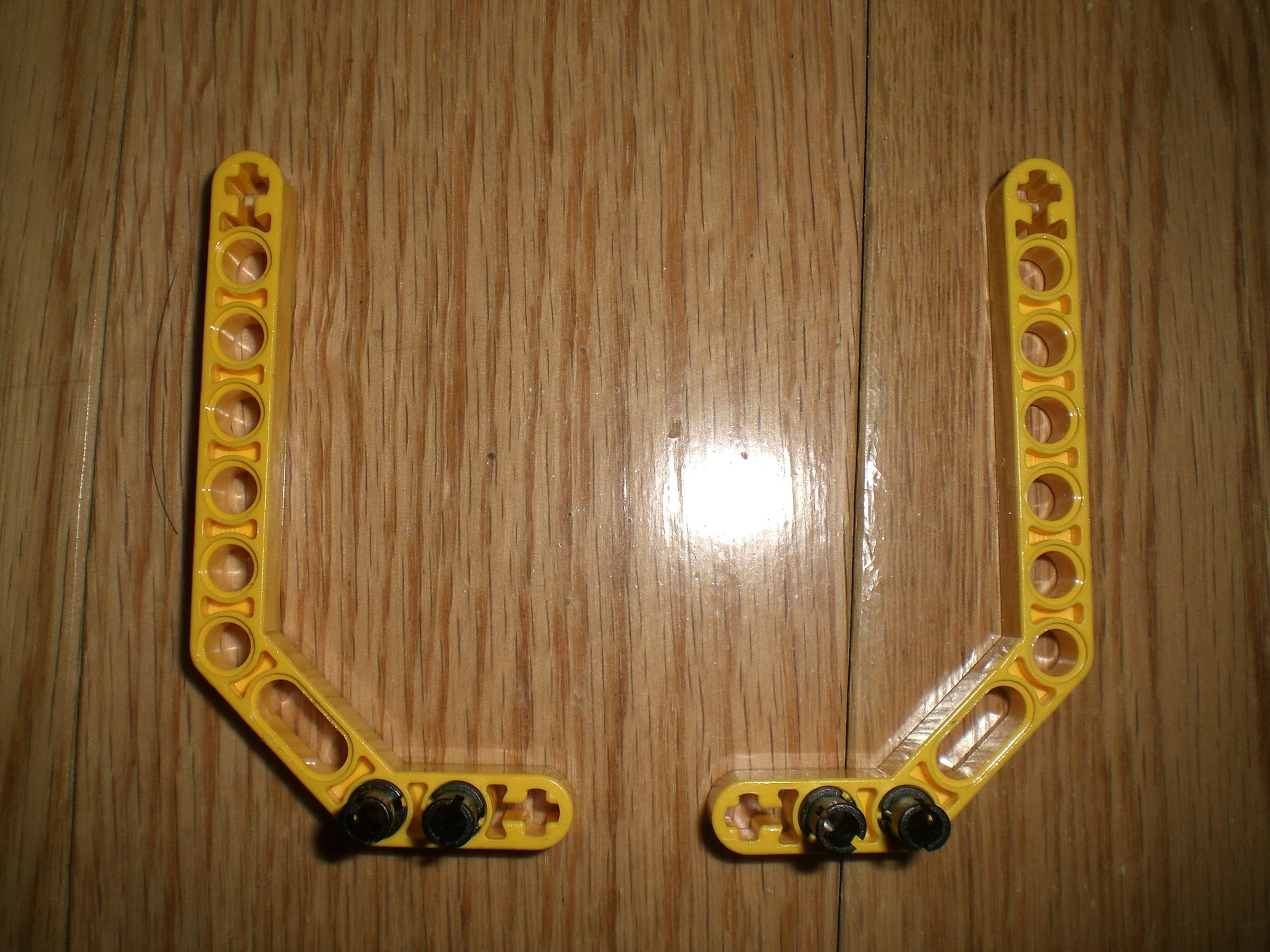 Create an IPod Touch/iPhone Stand From LEGOs! (Vertical and Horizontal) : 8 Steps - Instructables