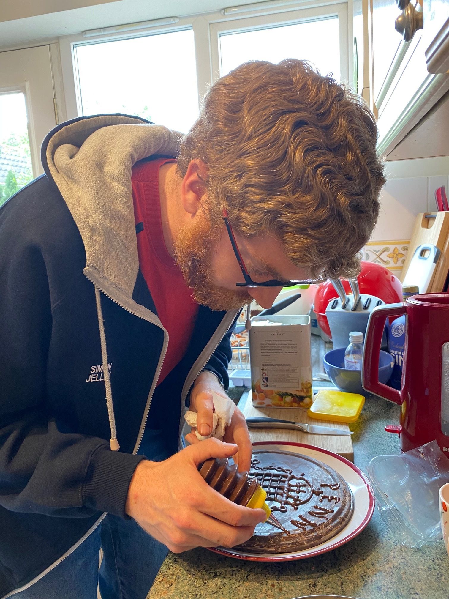 Giant Chocolate Coin : 4 Steps (with Pictures) - Instructables