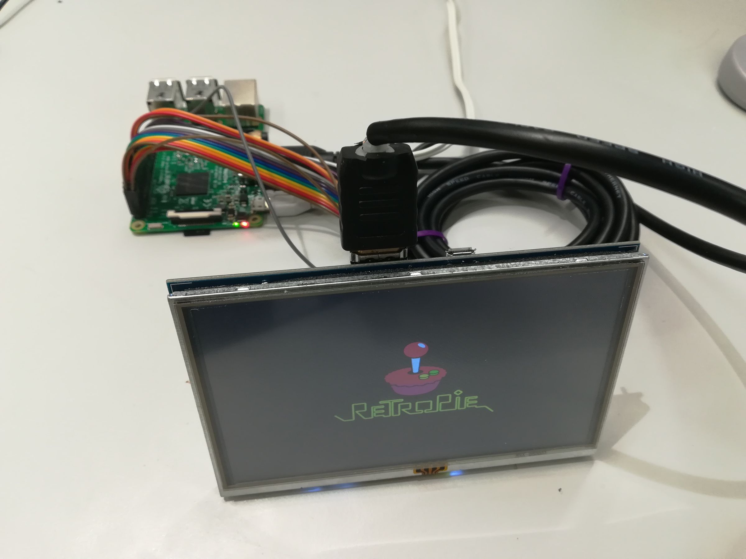 Create Your Own Mini Arcade Machine! : 8 Steps - Instructables