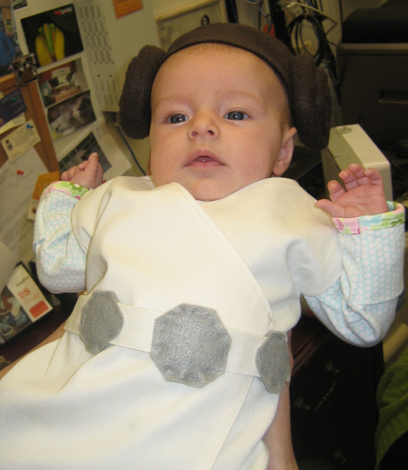 Baby Princess Leia Costume! : 11 Steps (with Pictures) - Instructables