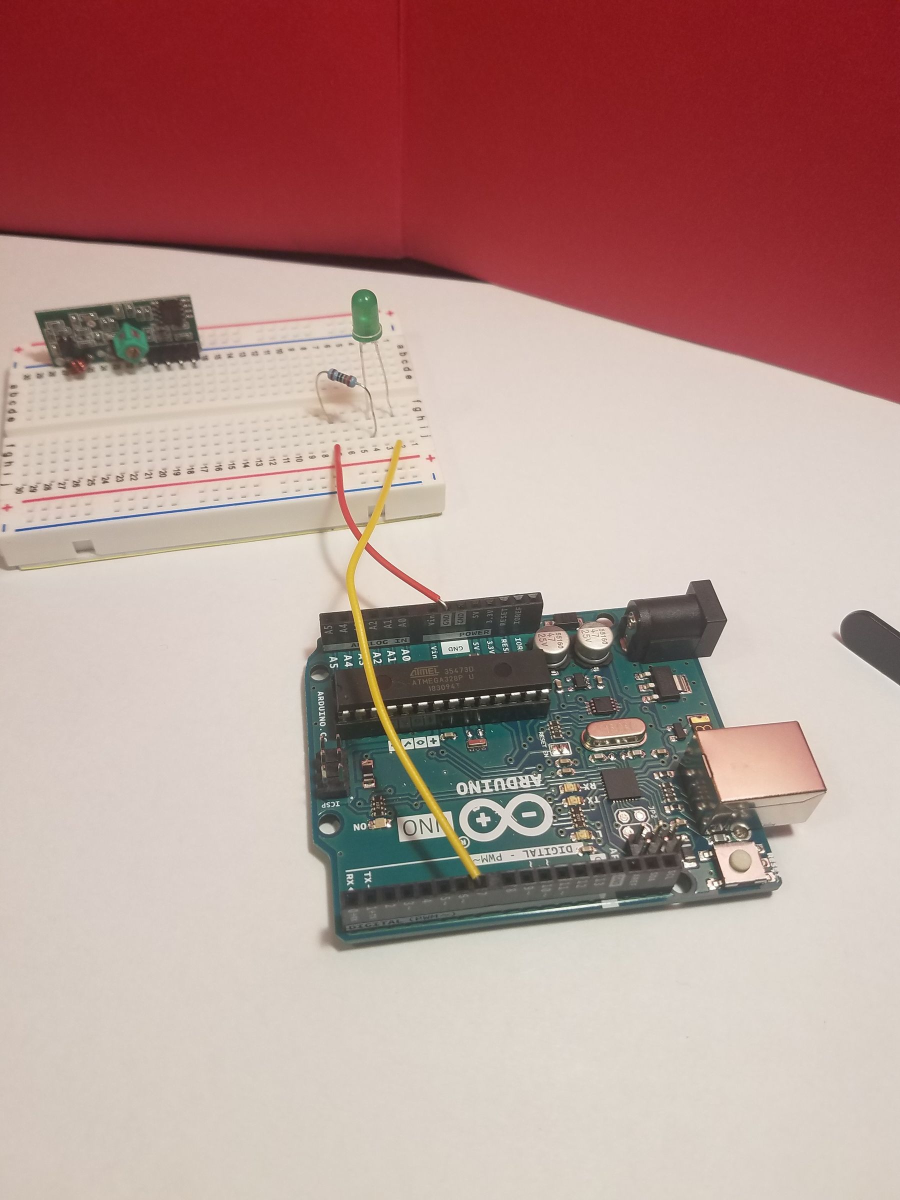 Personal One Way Radio Using Arduino Transmitter and Receiver Modules ...