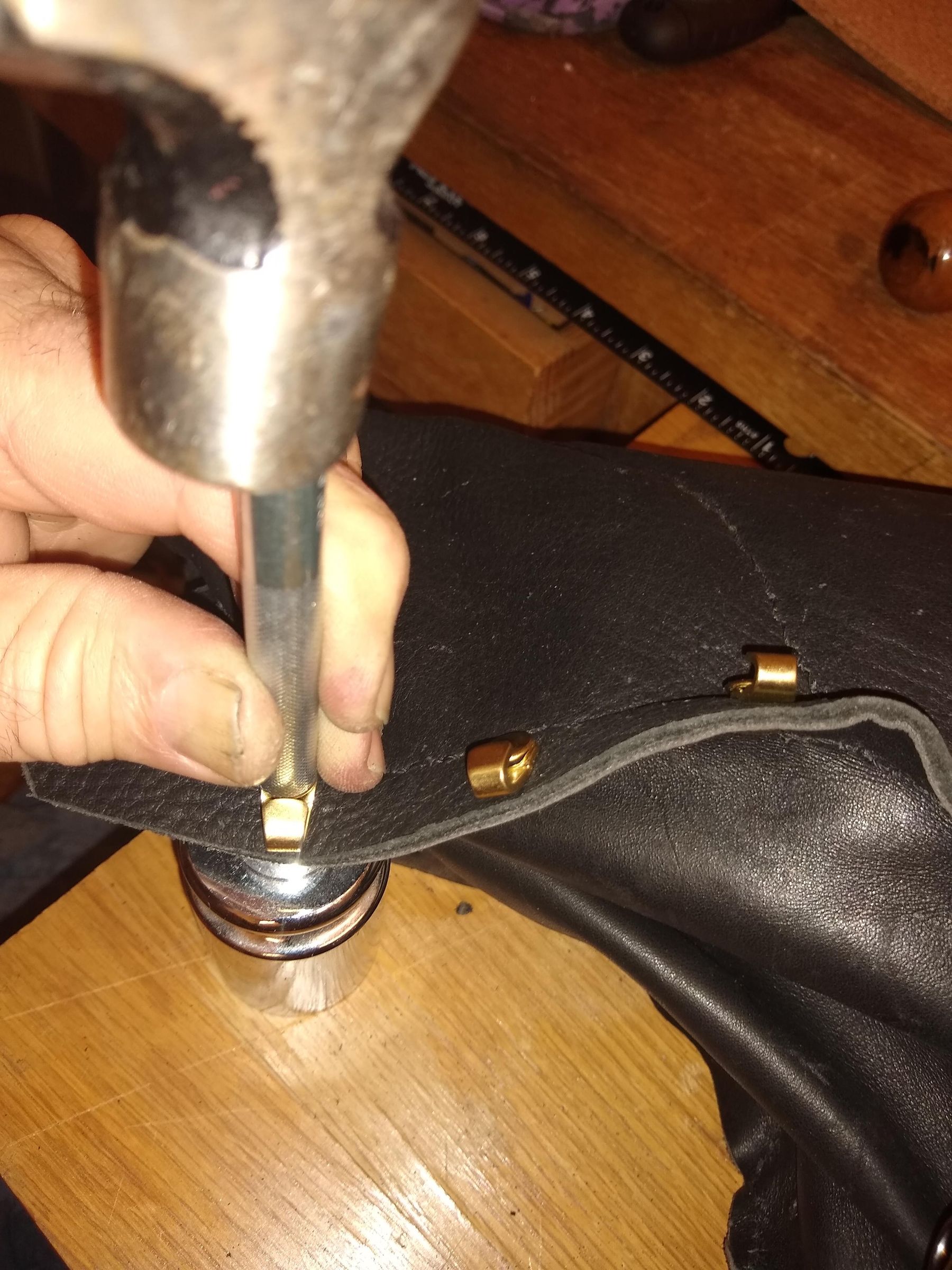 Custom Made Wide-Toe Boots Built on a Casting : 12 Steps (with Pictures ...