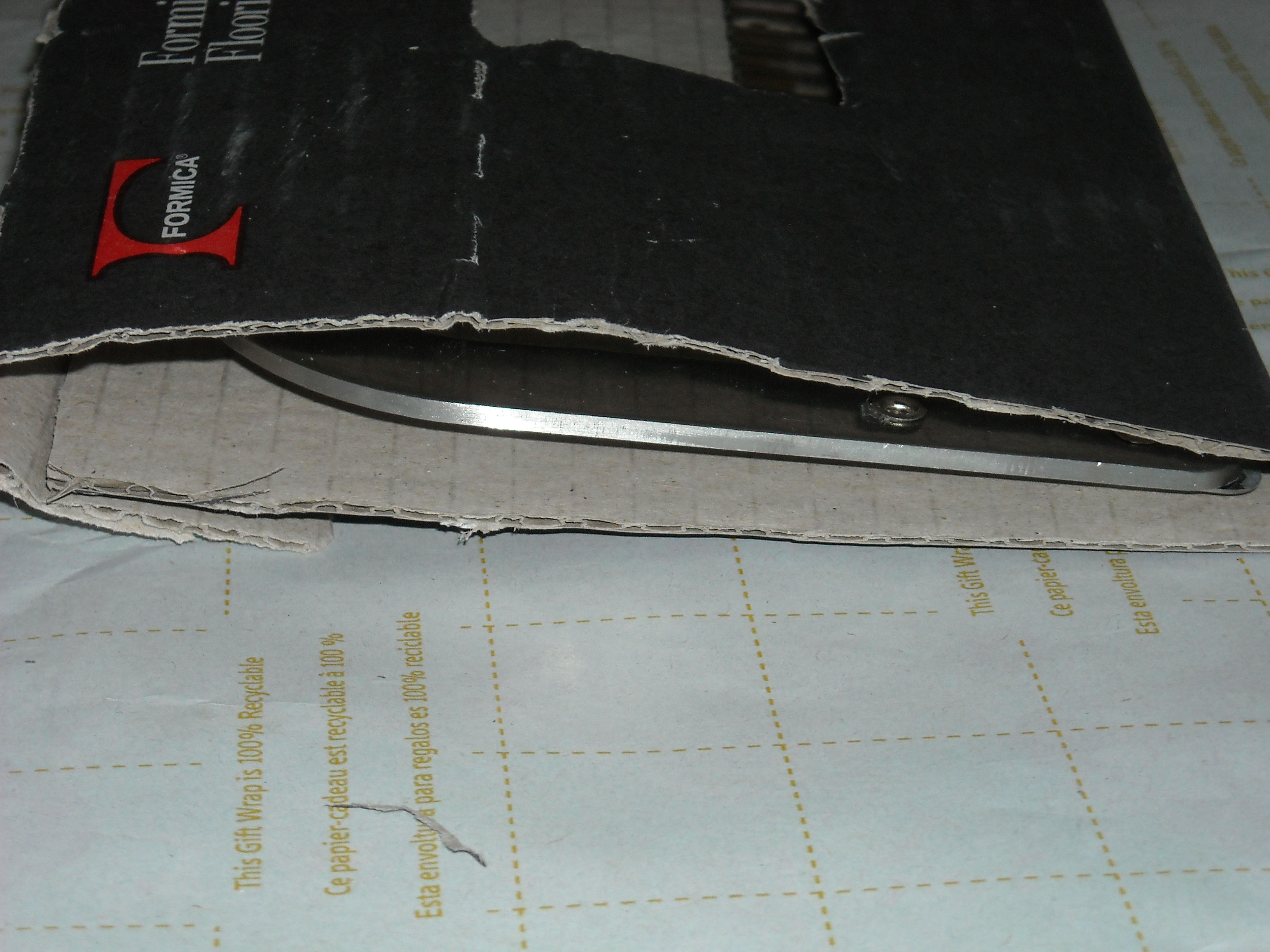 How to Wrap a Flat Gift : 5 Steps - Instructables