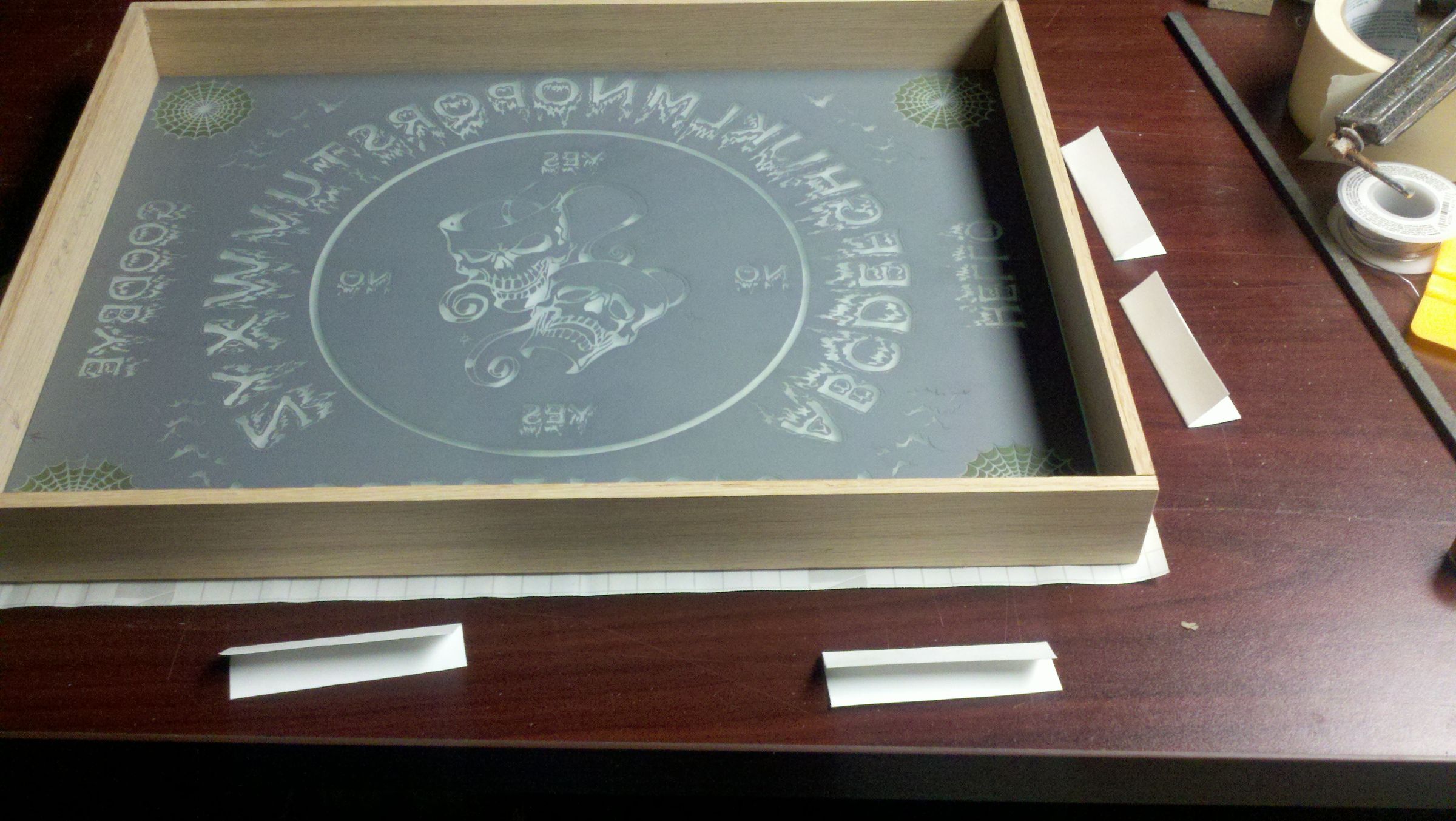 Spooky WeeGee Spirit Board Mirror : 8 Steps (with Pictures) - Instructables