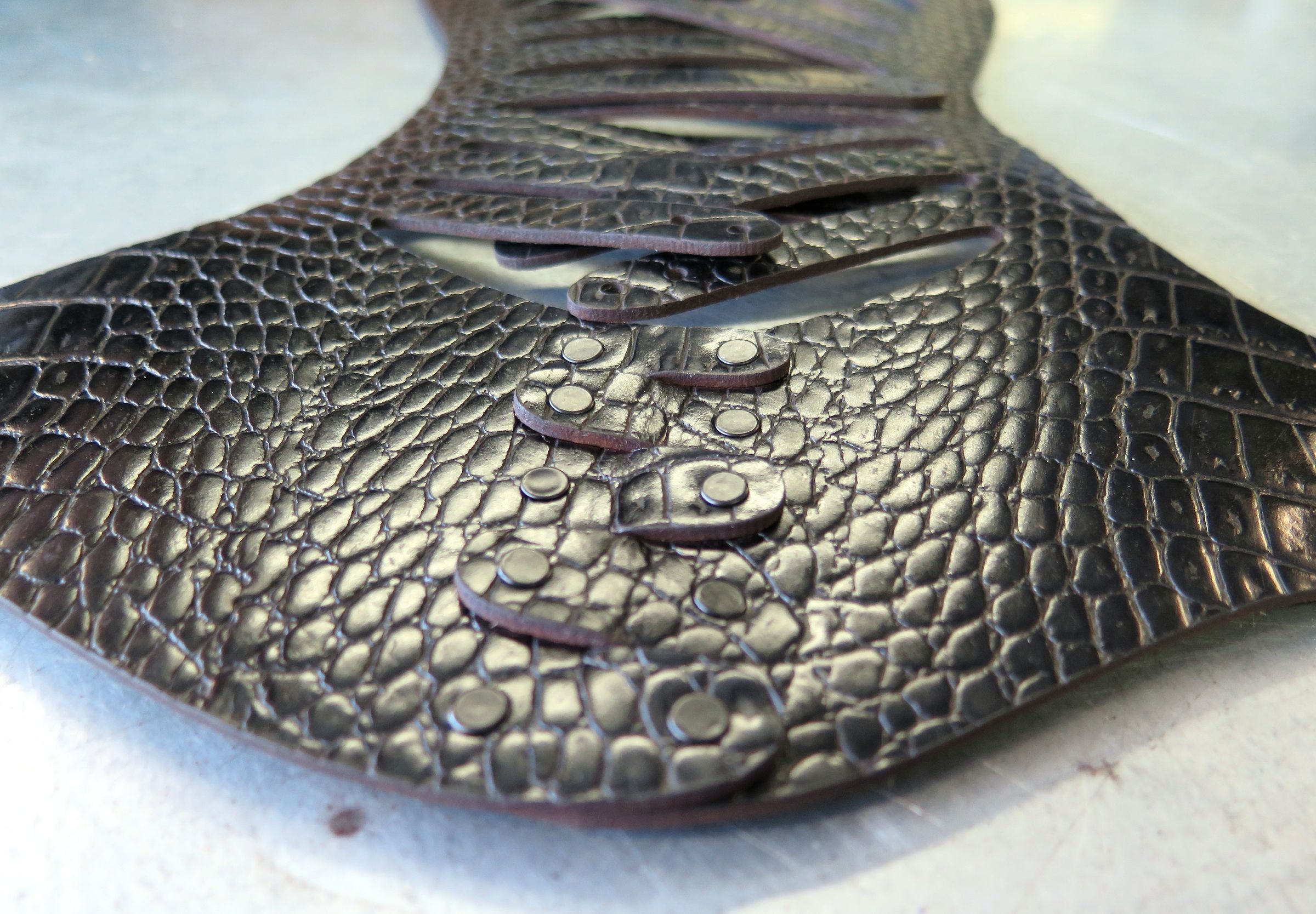 Leather Cyber Goth Shoulder Armor : 9 Steps (with Pictures) - Instructables