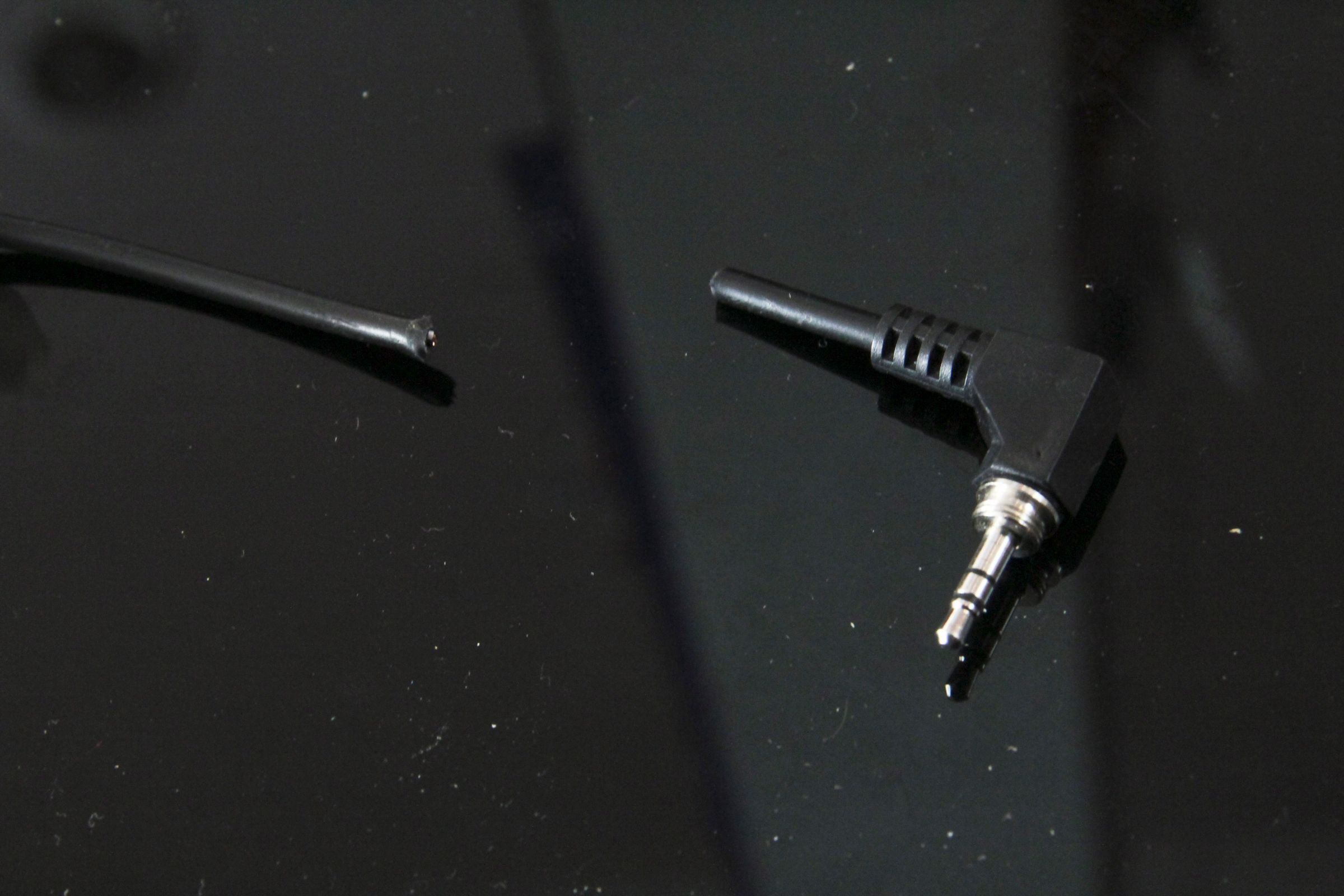 Fix Your Busted Headphones! : 3 Steps (with Pictures) - Instructables