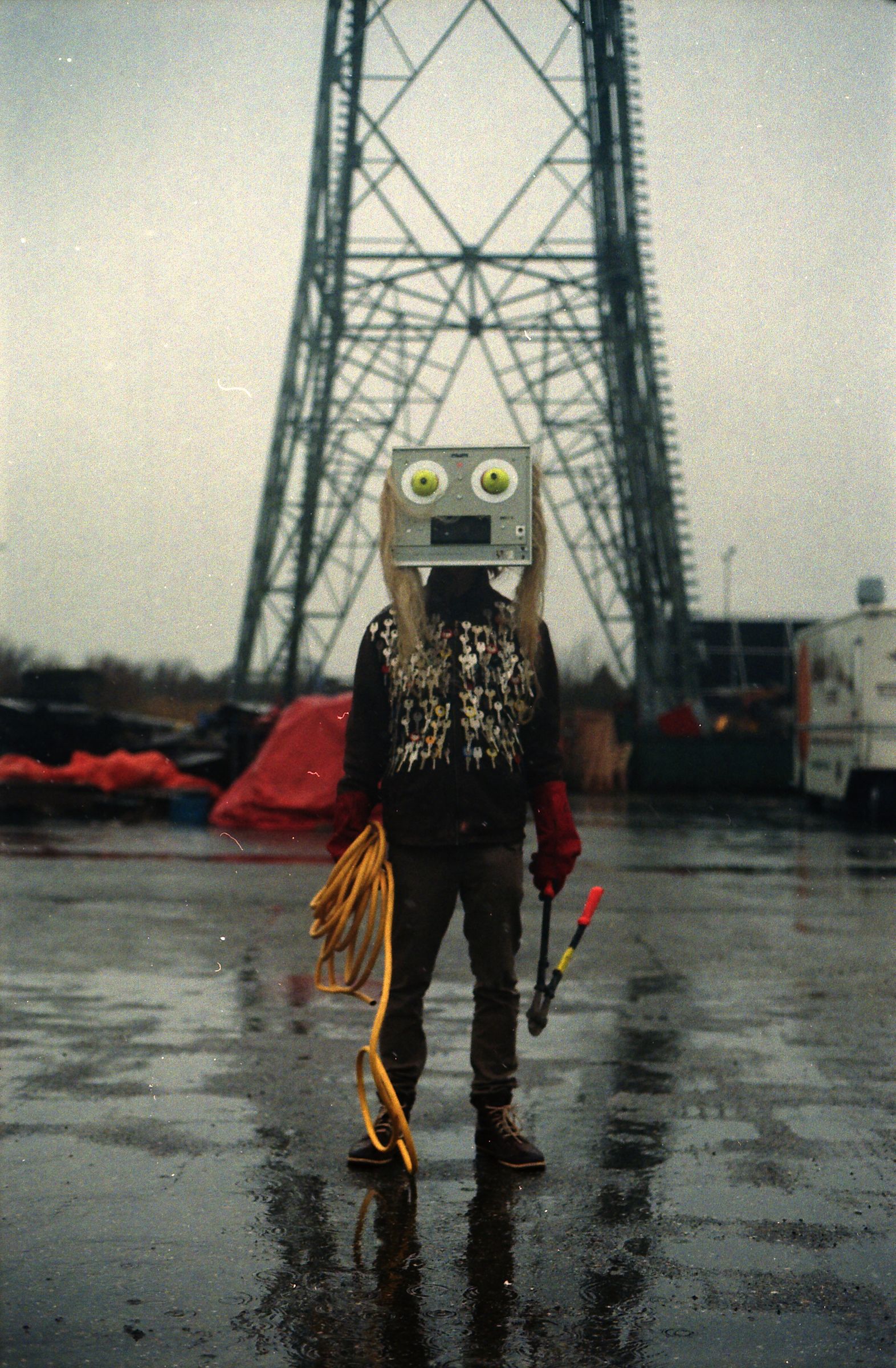 Ritual Masks From Trash : 11 Steps (with Pictures) - Instructables