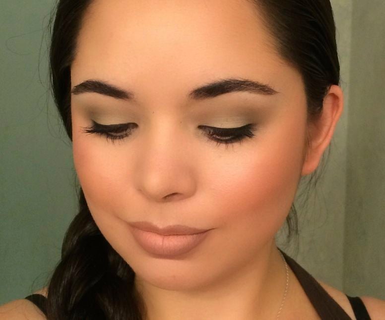 Simple & Subtle Eyeshadow : 5 Steps (with Pictures) - Instructables
