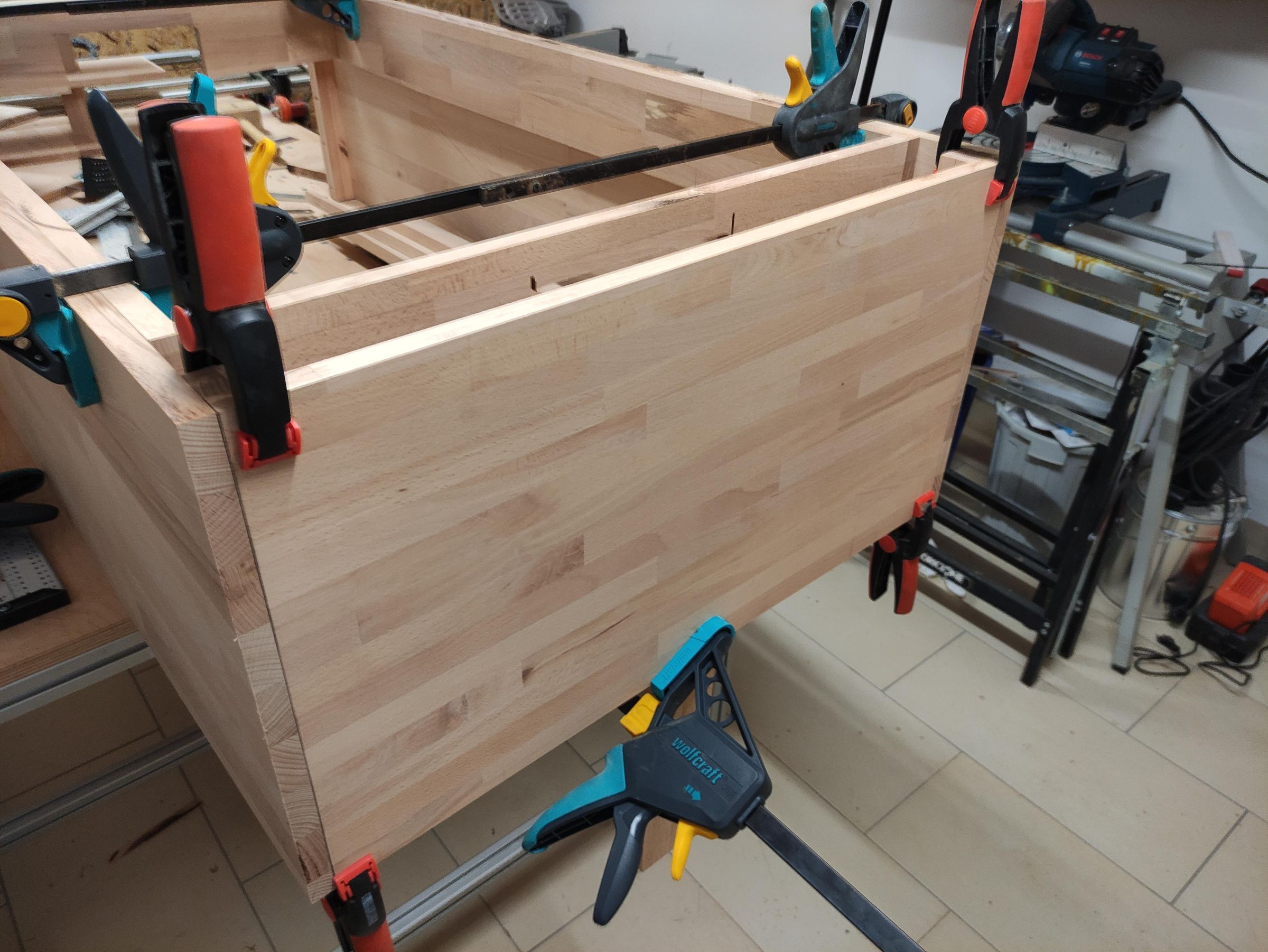 Table Football : 18 Steps (with Pictures) - Instructables