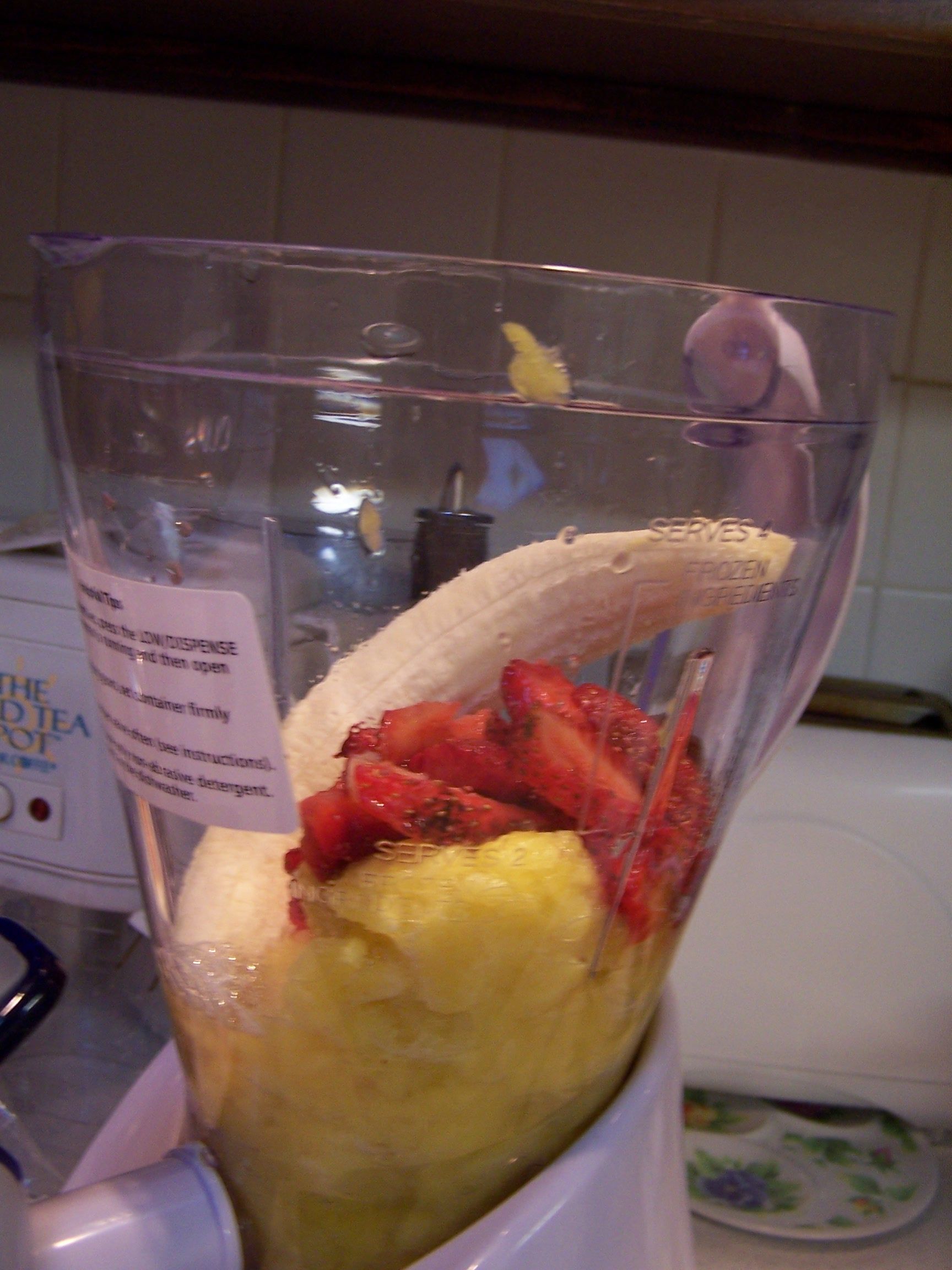 [Uber Drinks] the Ultimate Pineapple Smoothie : 3 Steps (with Pictures ...