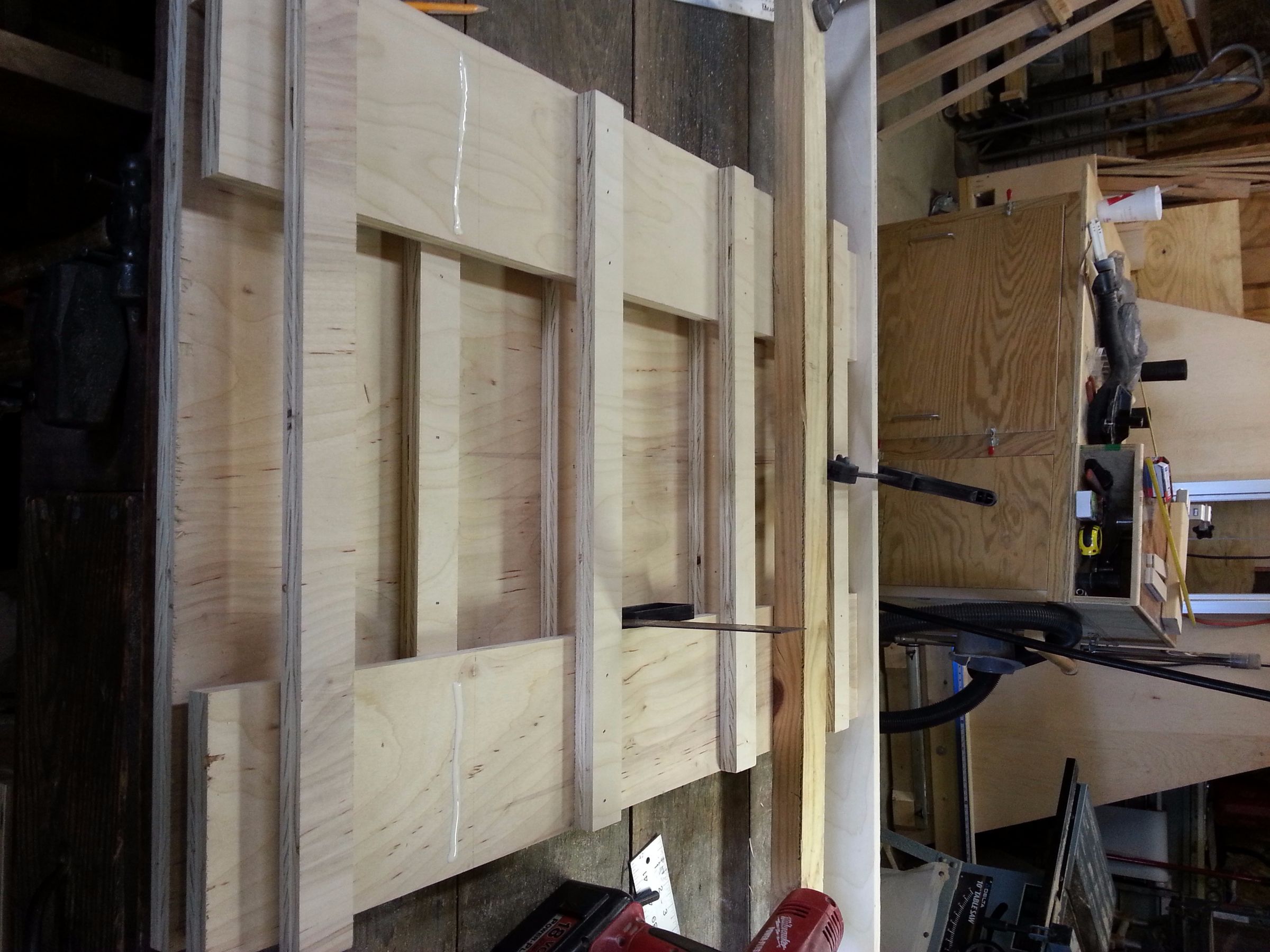 Workbench With Drawers in 5 Days : 5 Steps (with Pictures) - Instructables