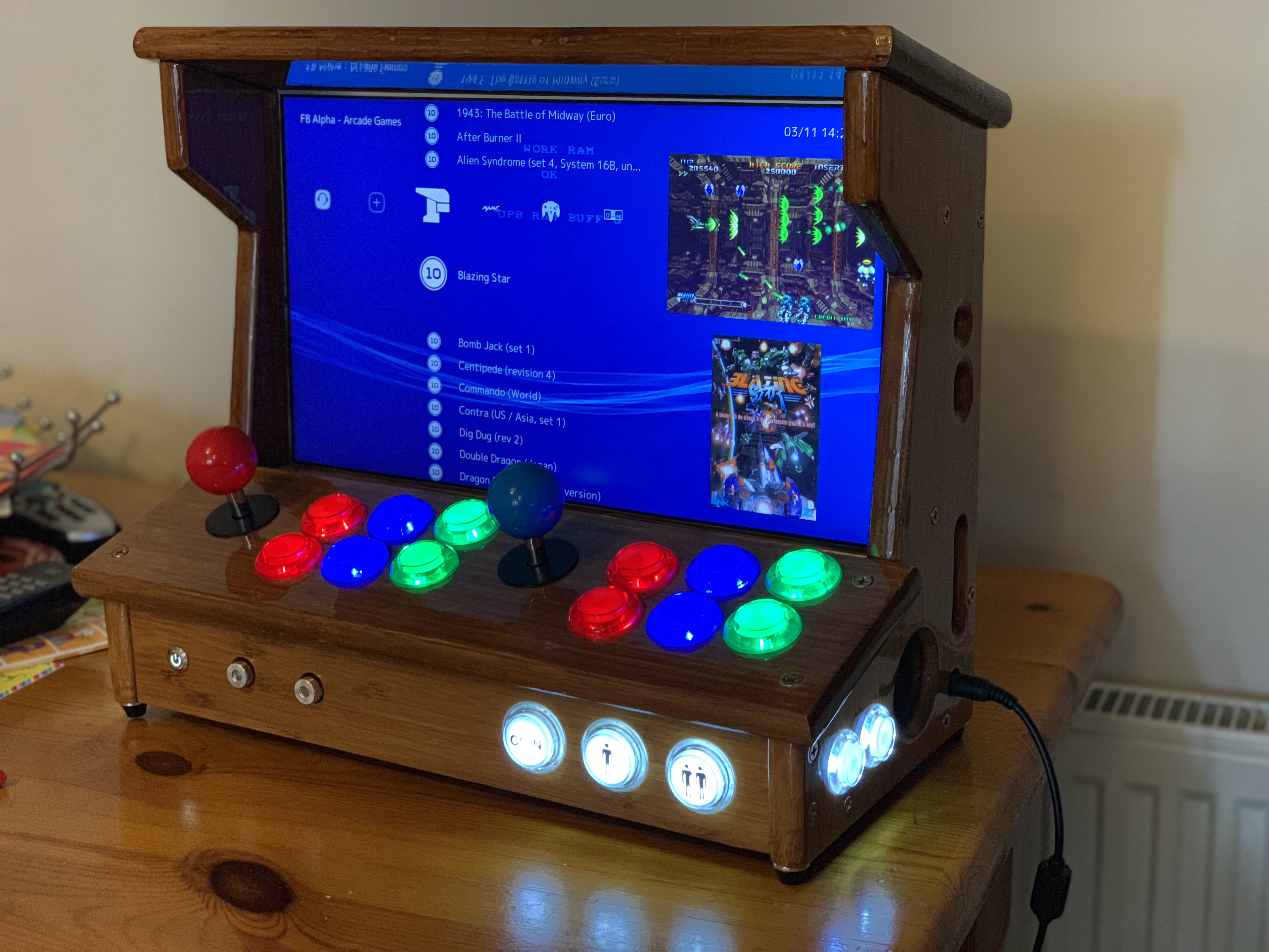 Mini 2-player Arcade From an Old Laptop and Ikea Chopping Boards. : 32 ...