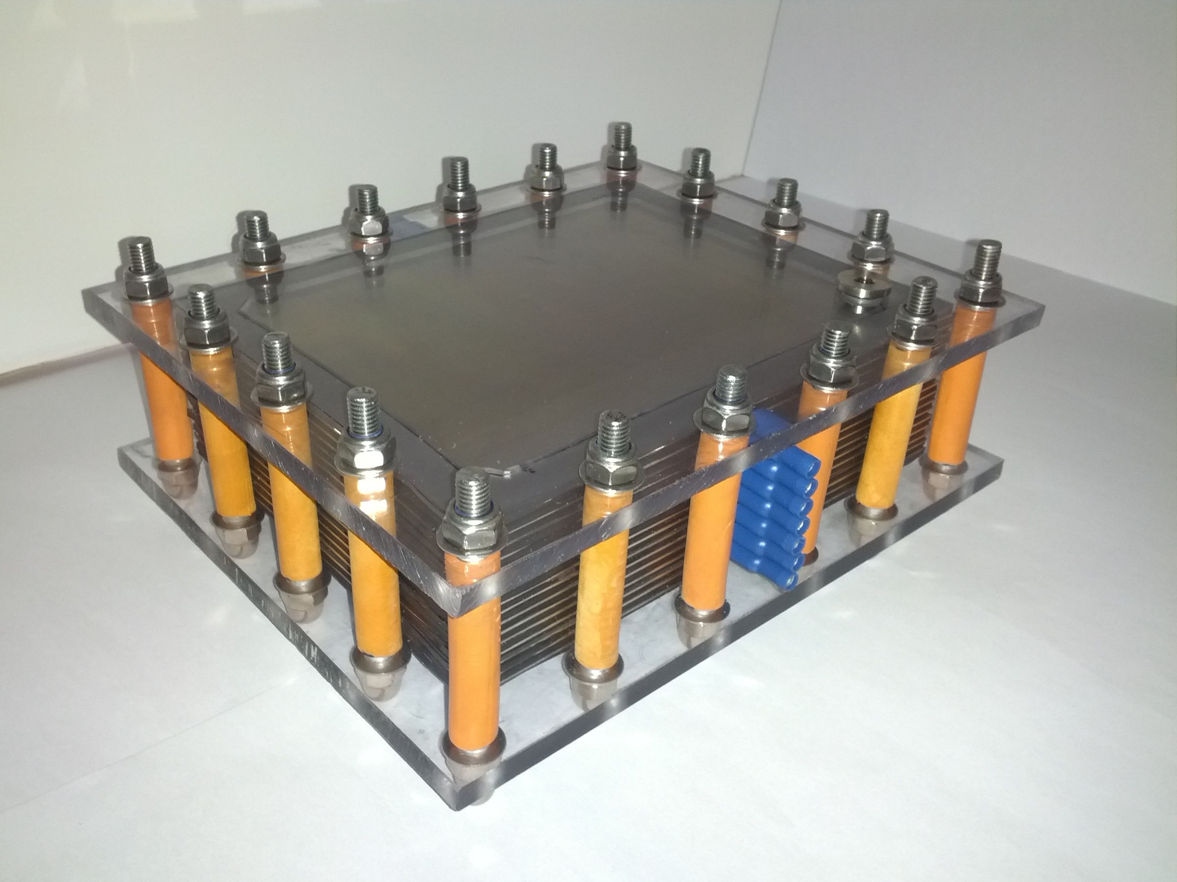 Dry Cell Electrolyser : 8 Steps (with Pictures) - Instructables