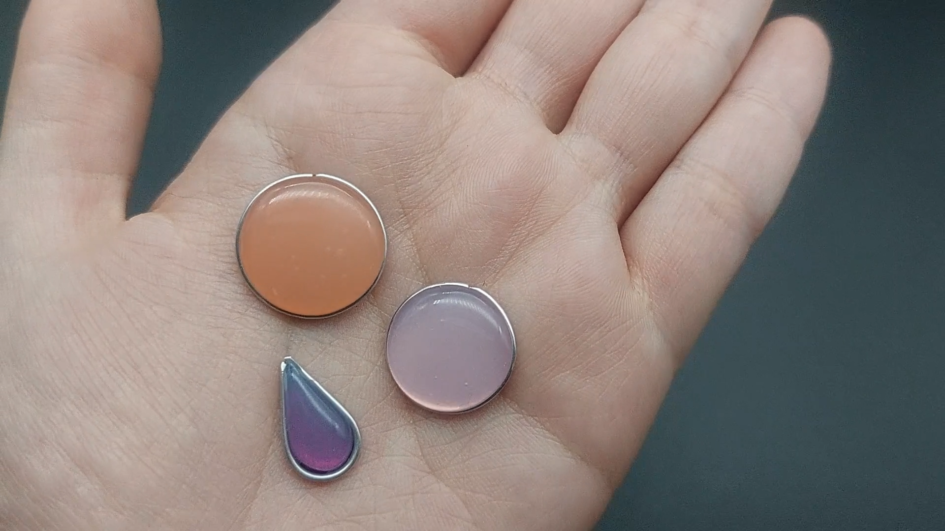 Wire Rimmed Hot Glue Gems / Charms : 10 Steps (with Pictures ...