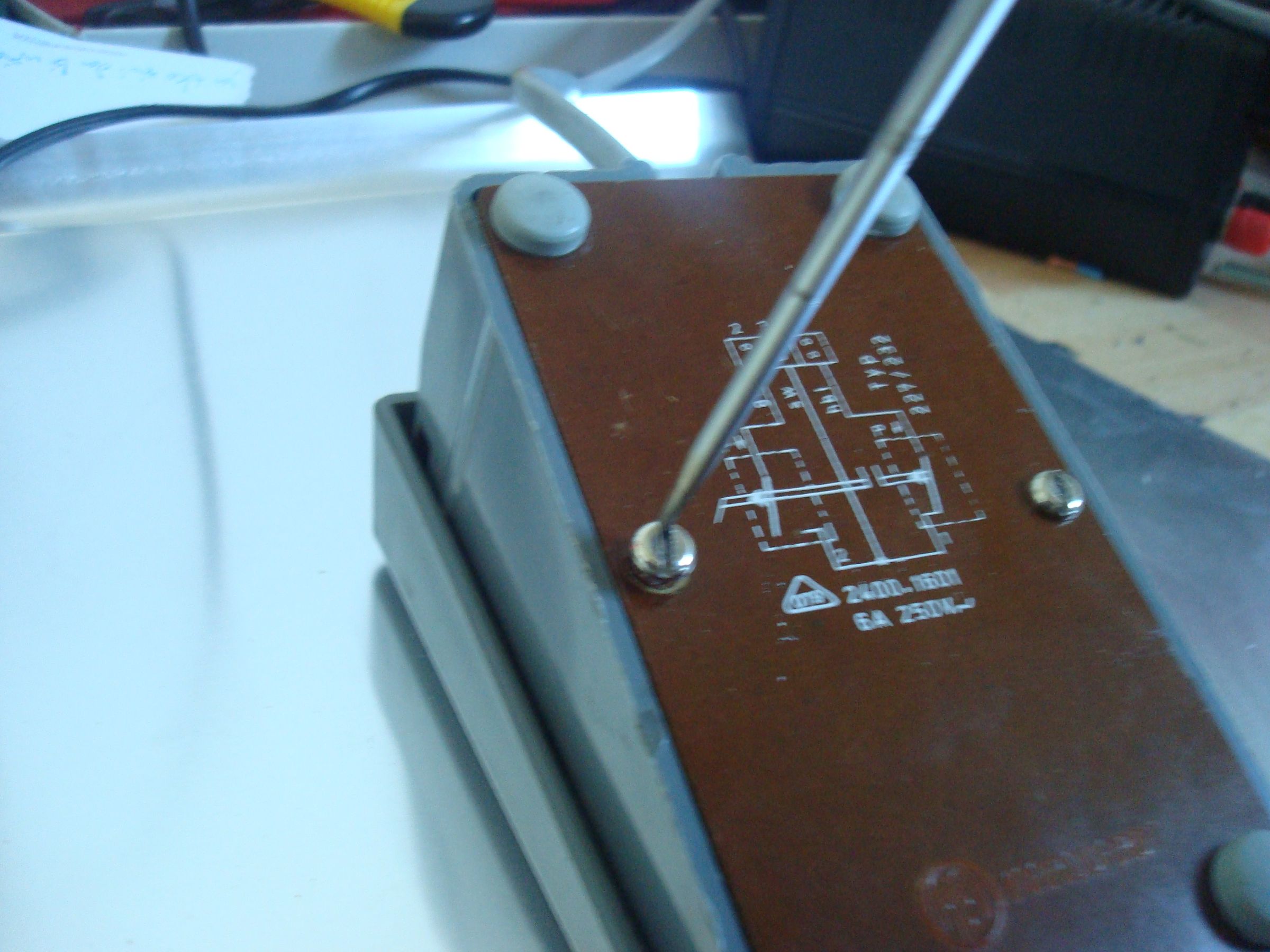 Use Foot Switch to Open Linux Terminal : 4 Steps - Instructables
