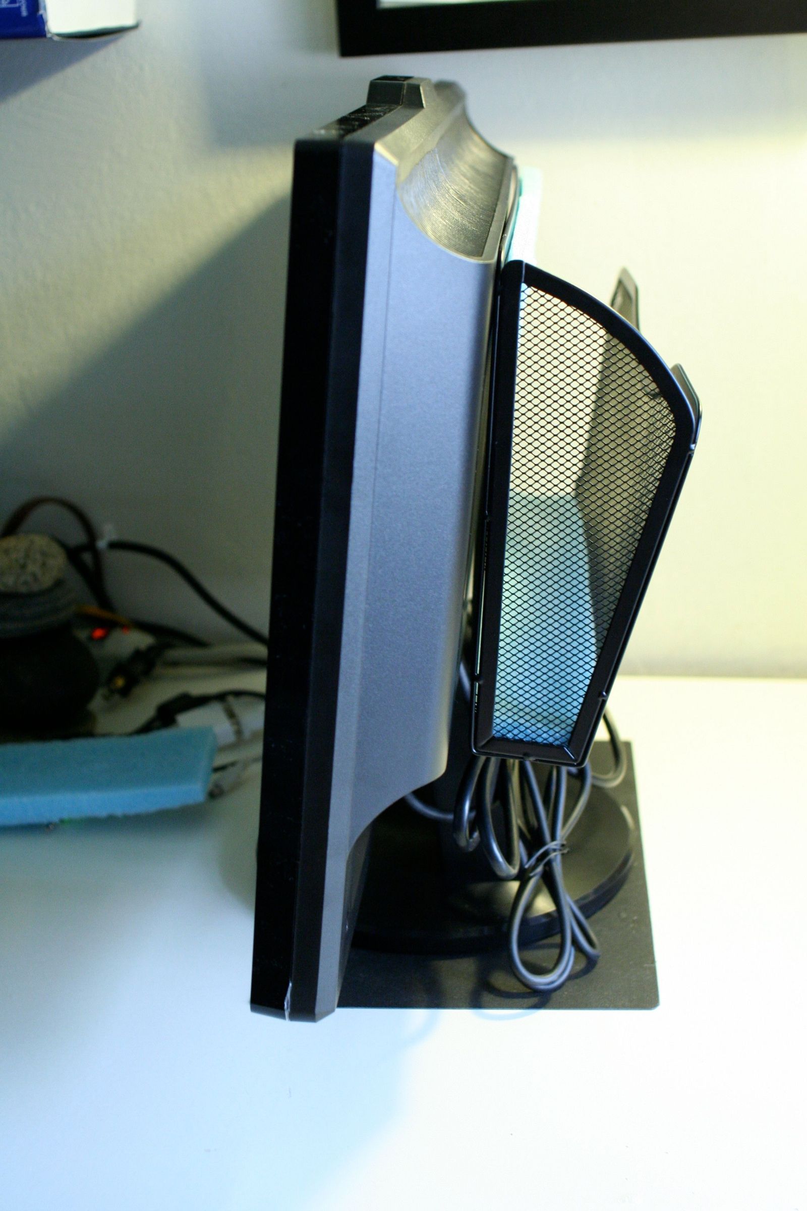 MacBook/iMac Rack Hack : 4 Steps - Instructables