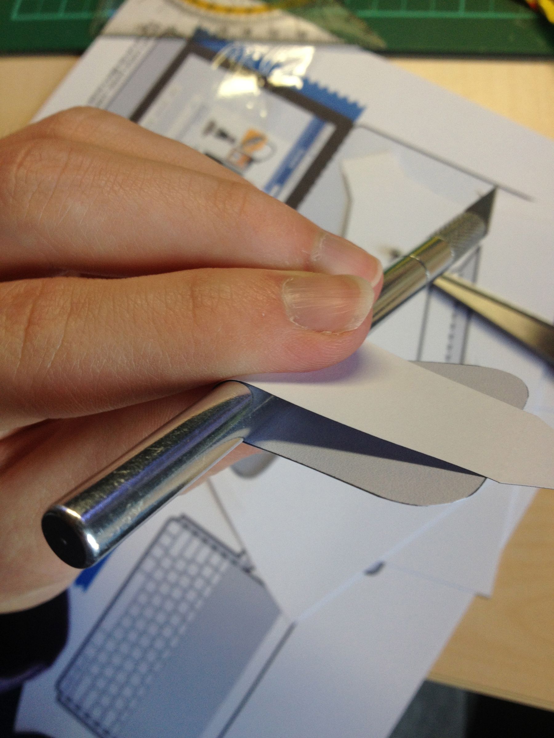 Paper IMac 4.8" : 6 Steps (with Pictures) - Instructables