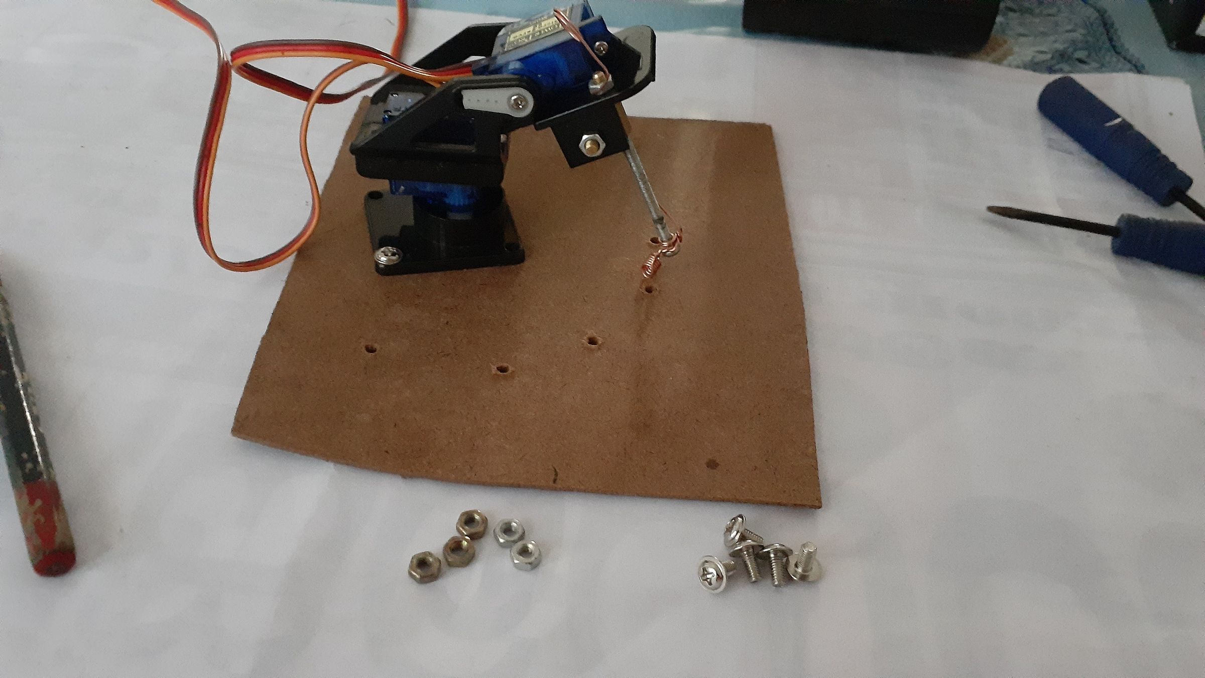 Bluetooth Robot Arm Using Single Motor Driver : 3 Steps - Instructables