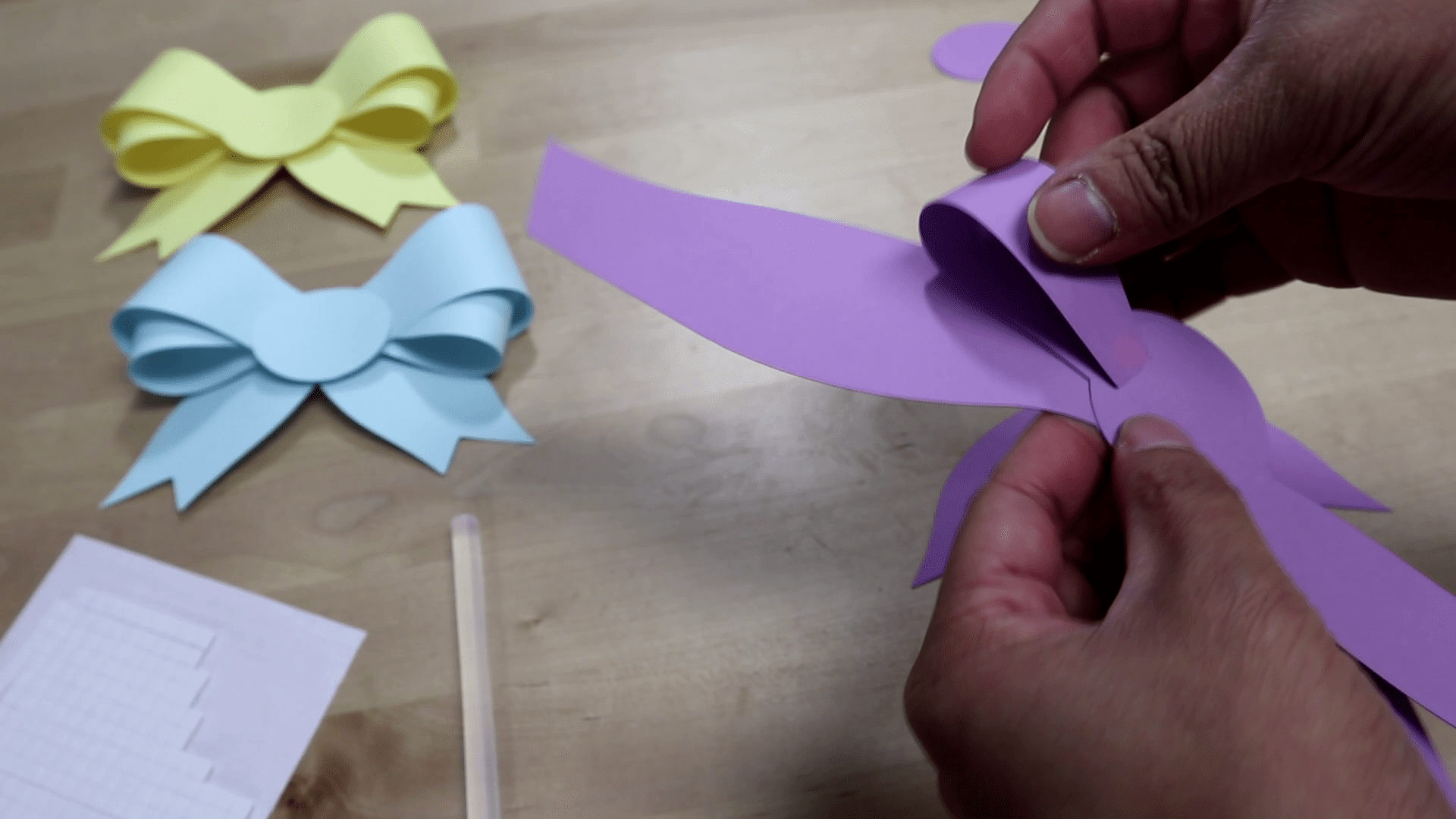 How to Make Paper Tail Bow : 6 Steps - Instructables