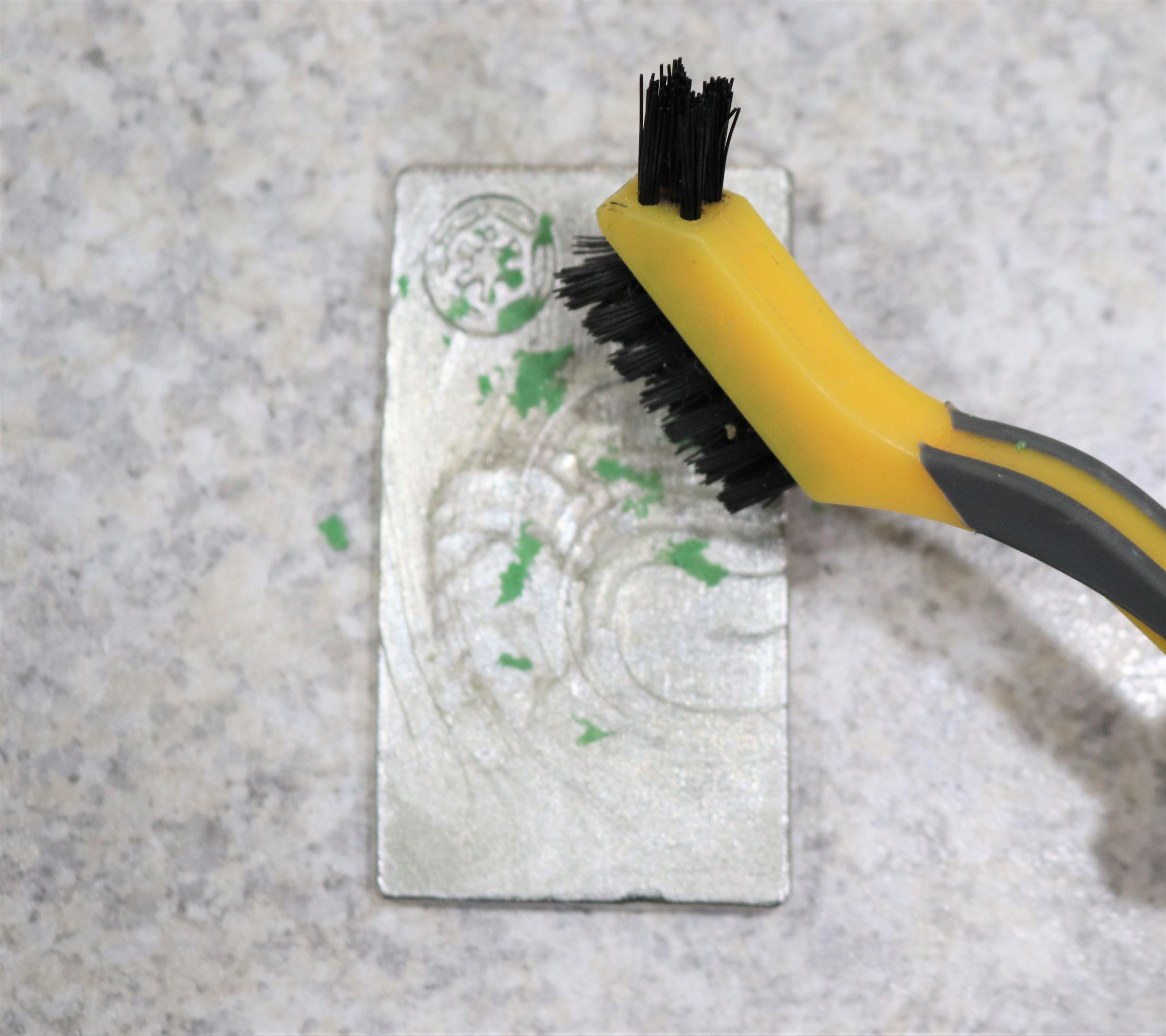 Mandalorian Beskar - Kinetic Sand Casting : 7 Steps (with Pictures ...