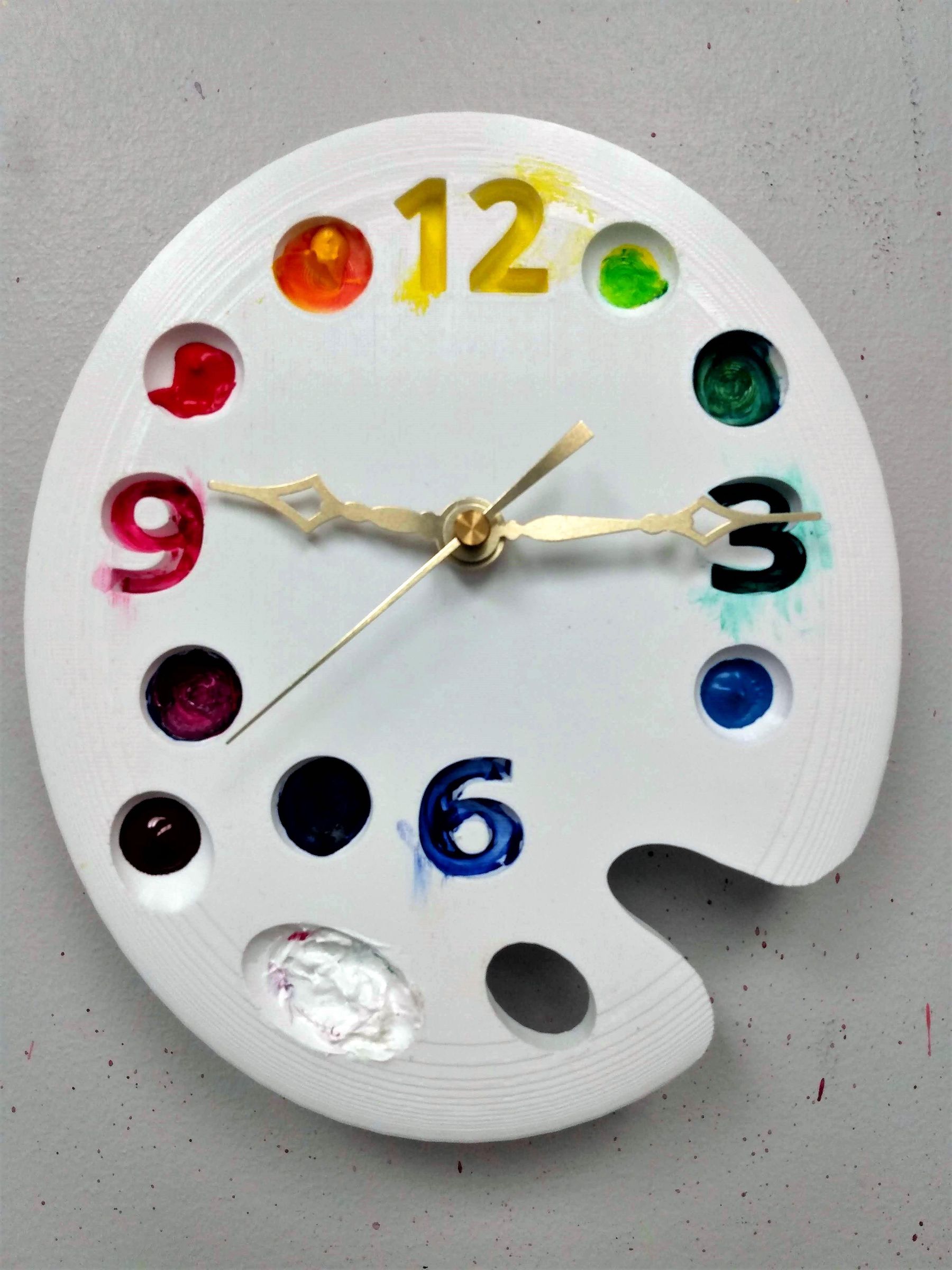 DIY Artist Paint Palette Clock : 19 Steps - Instructables