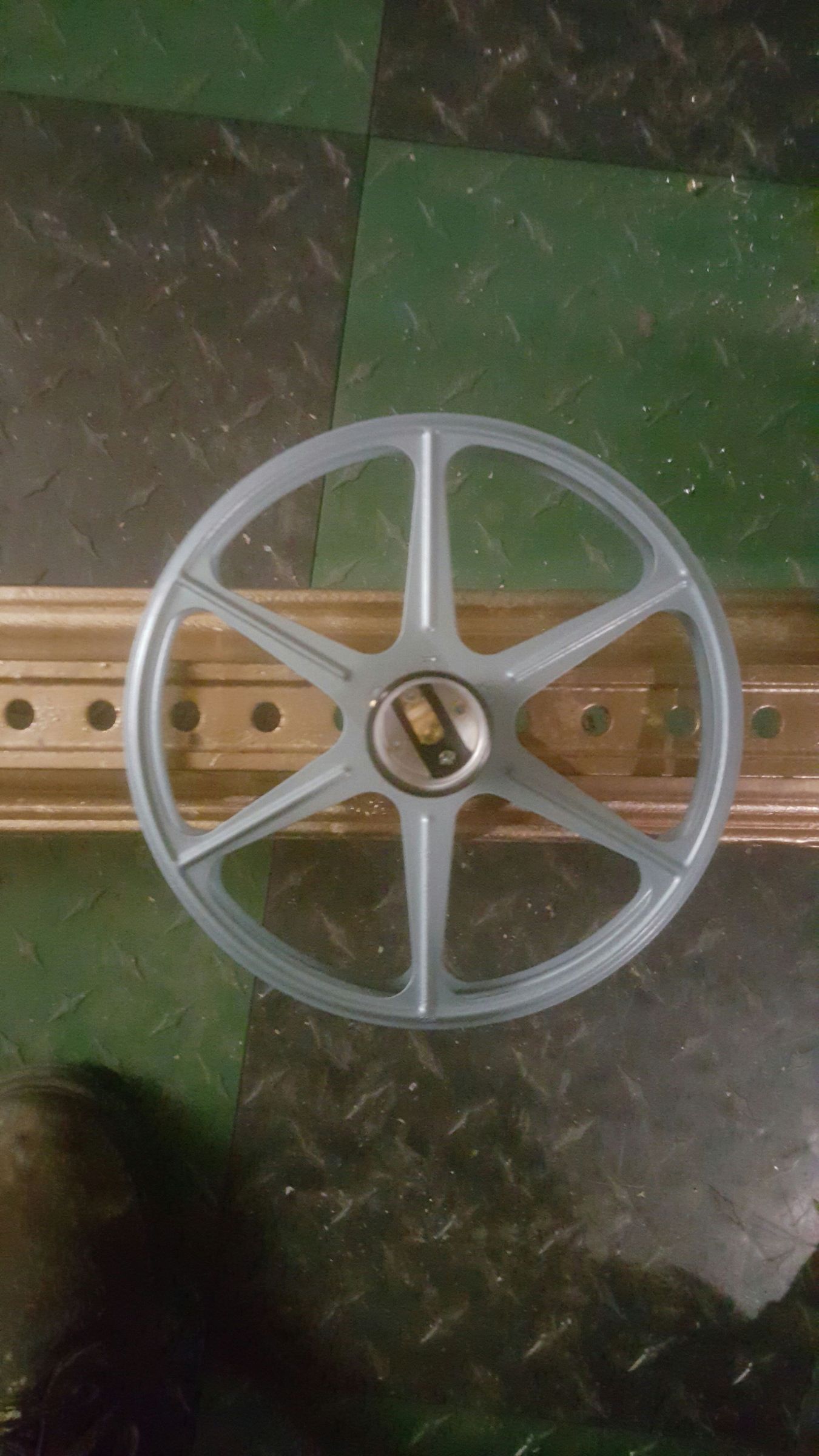 Light Fixture - Film Reel : 5 Steps (with Pictures) - Instructables