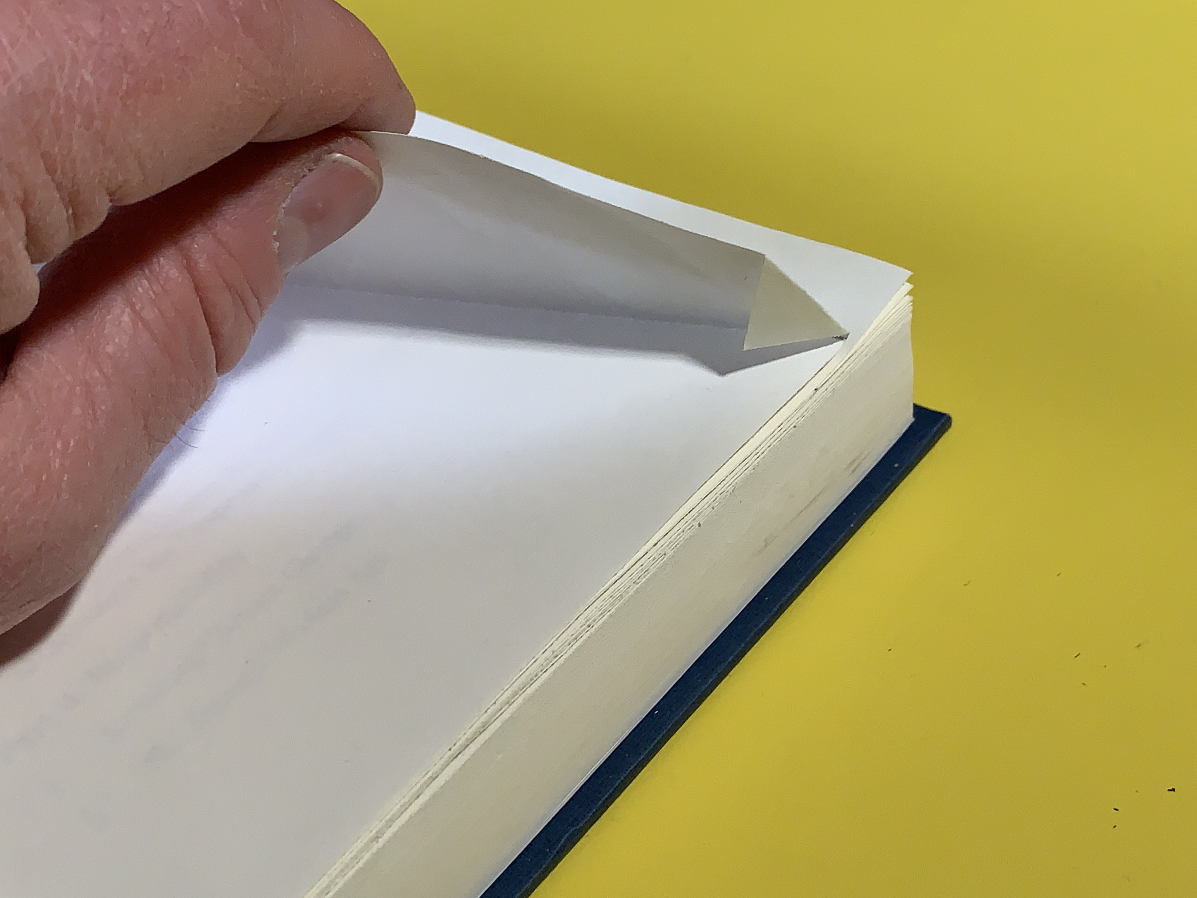 BOOK FOLDING PEAKS & VALLEYS : 8 Steps (with Pictures) - Instructables