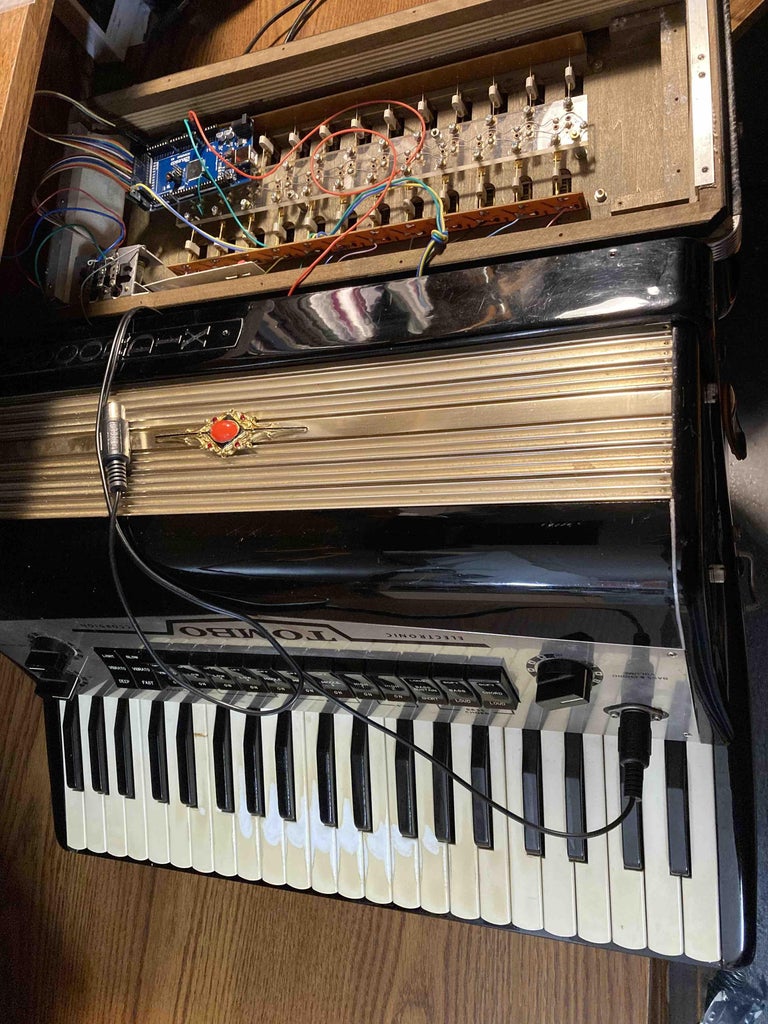 MIDI Electronic Accordion Using Two Arduinos and I2C : 4 Steps ... MIDI Electronic Accordion Using Two Arduinos and I2C : 4 Steps ...