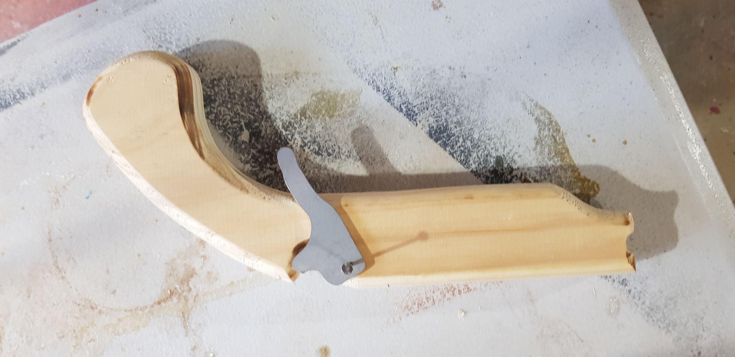 DIY Small LARP Bandgun in Under an Hour! : 10 Steps - Instructables