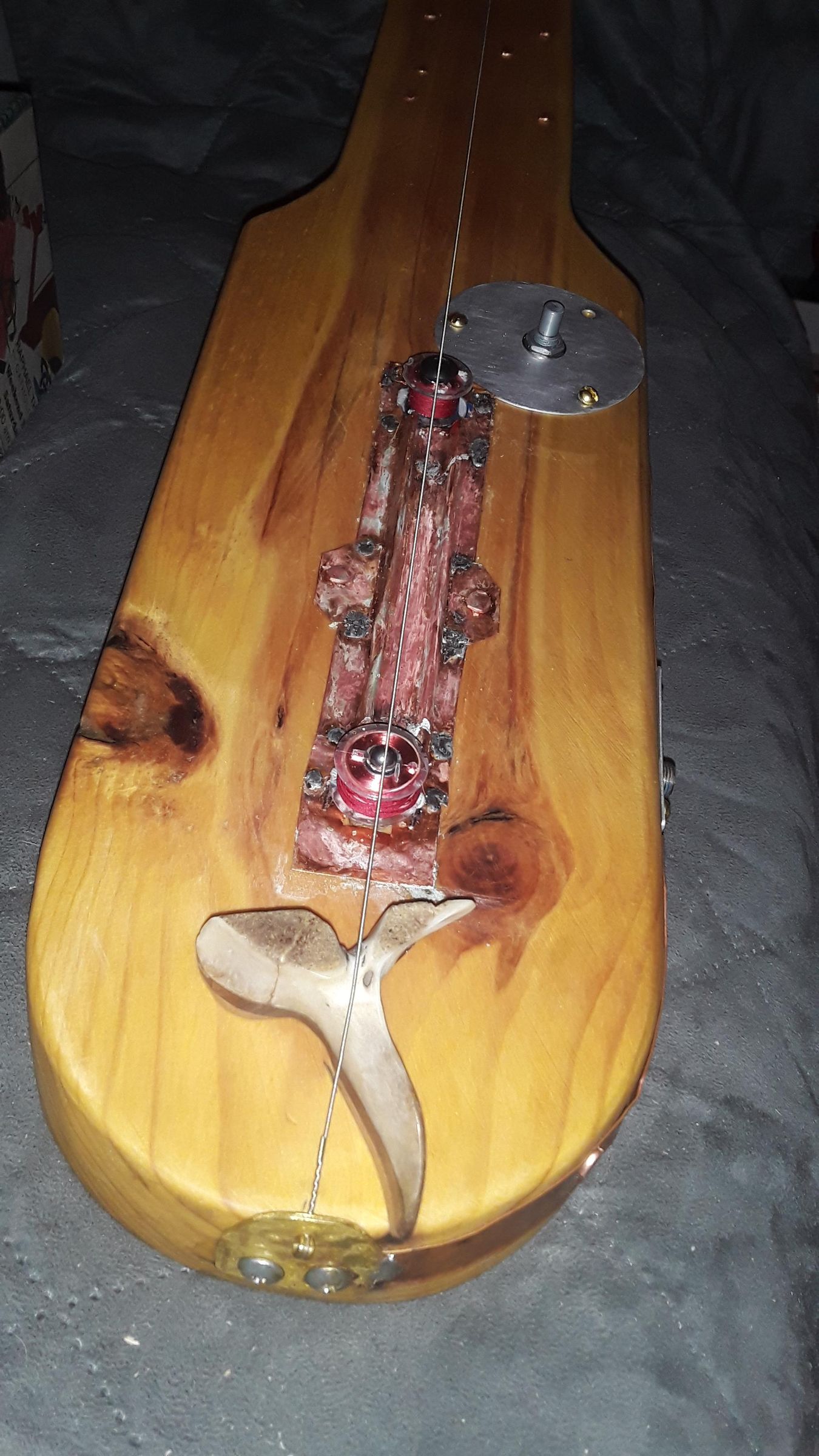 Electric Diddley Bow : 6 Steps (with Pictures) - Instructables