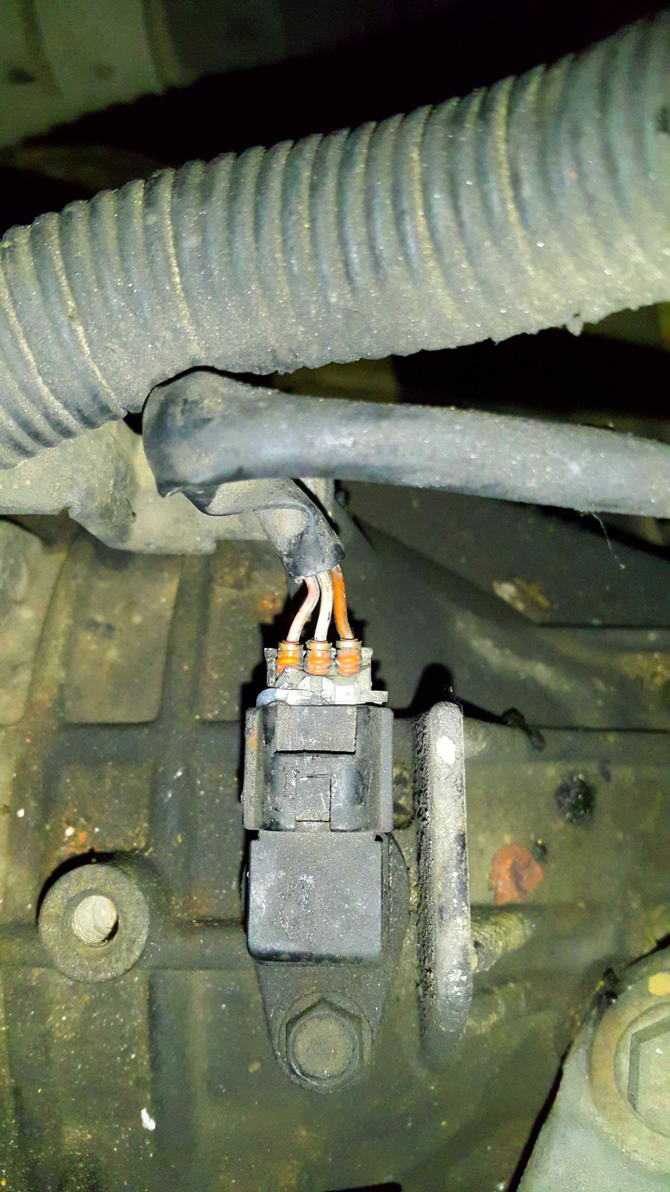 Fixing a Broken Engine Electrical Connector. : 3 Steps - Instructables