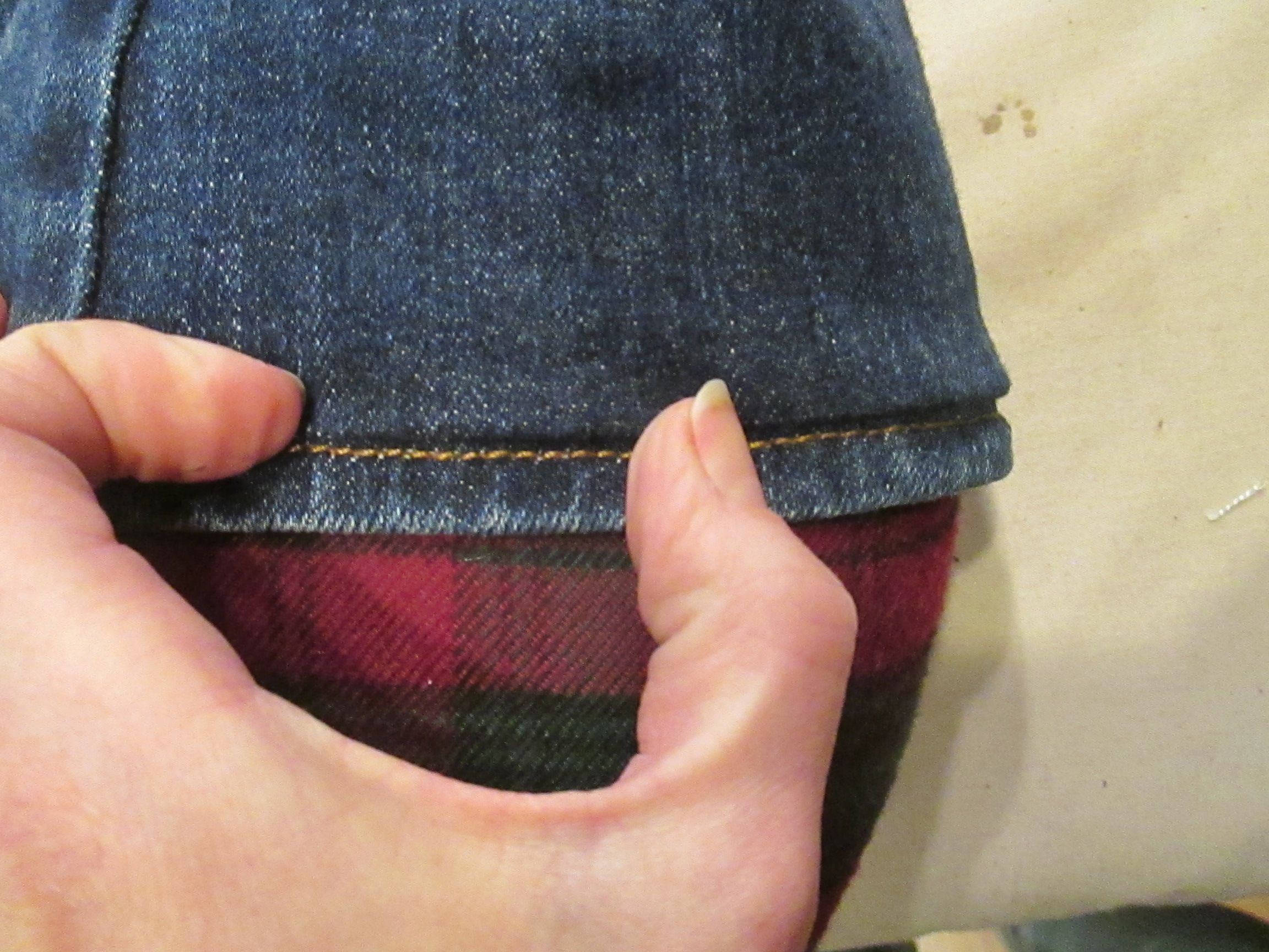 How to Sew an Original Jean Hem : 4 Steps (with Pictures) - Instructables
