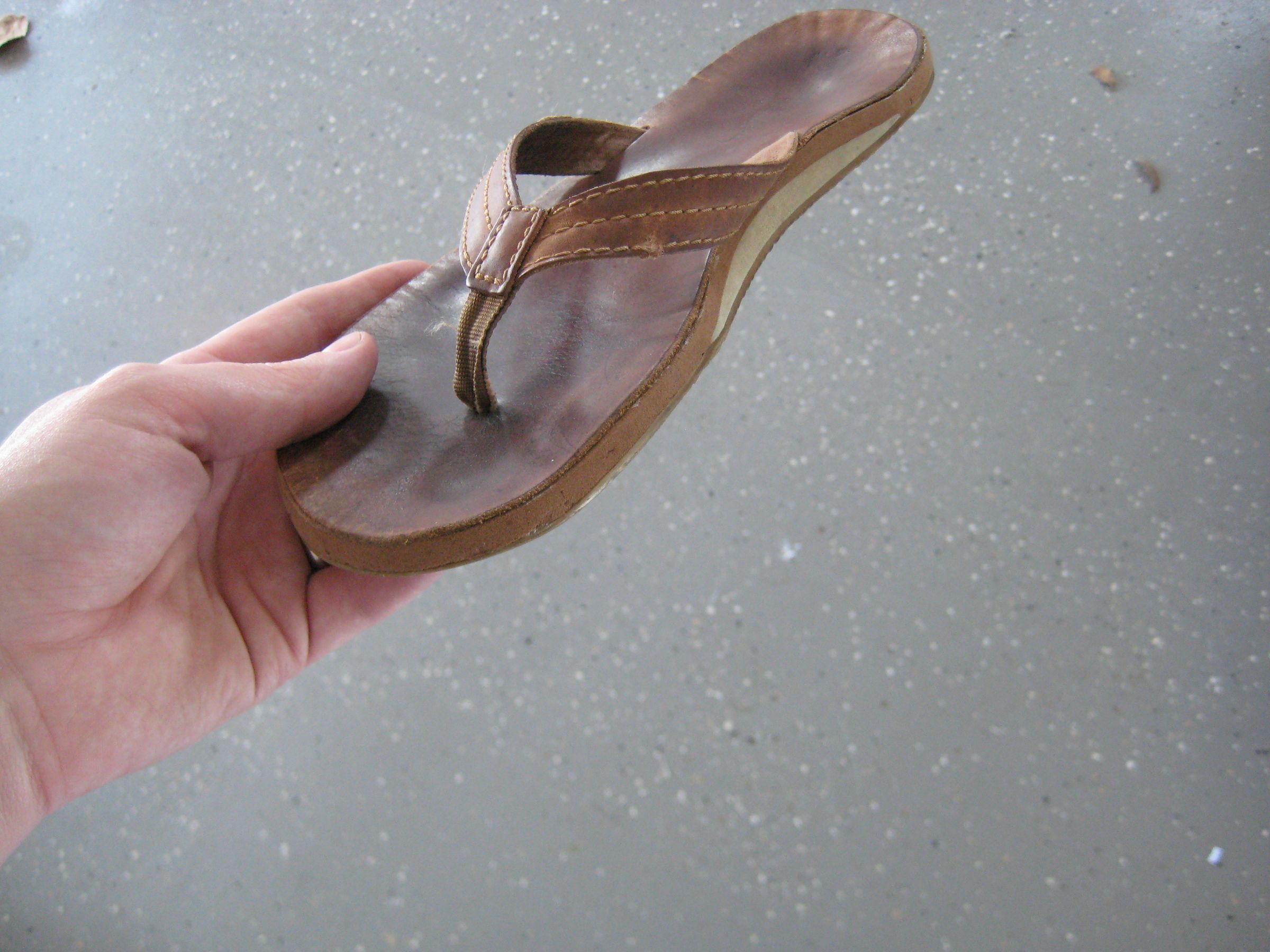 Fix Your Peeling Flip Flops or Shoes : 3 Steps (with Pictures ...