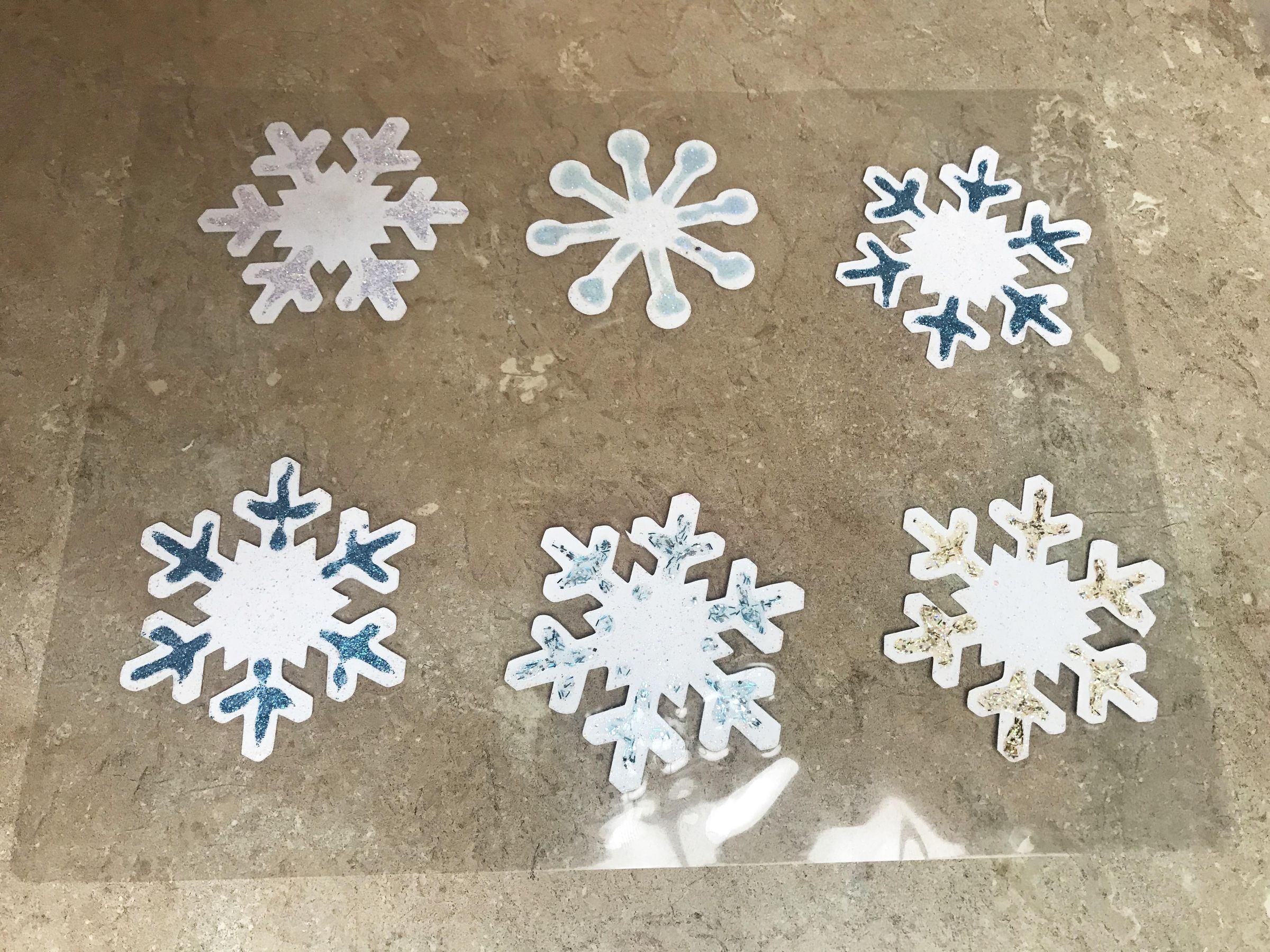 Snowflake Magnets for Your Front Door : 8 Steps (with Pictures ...