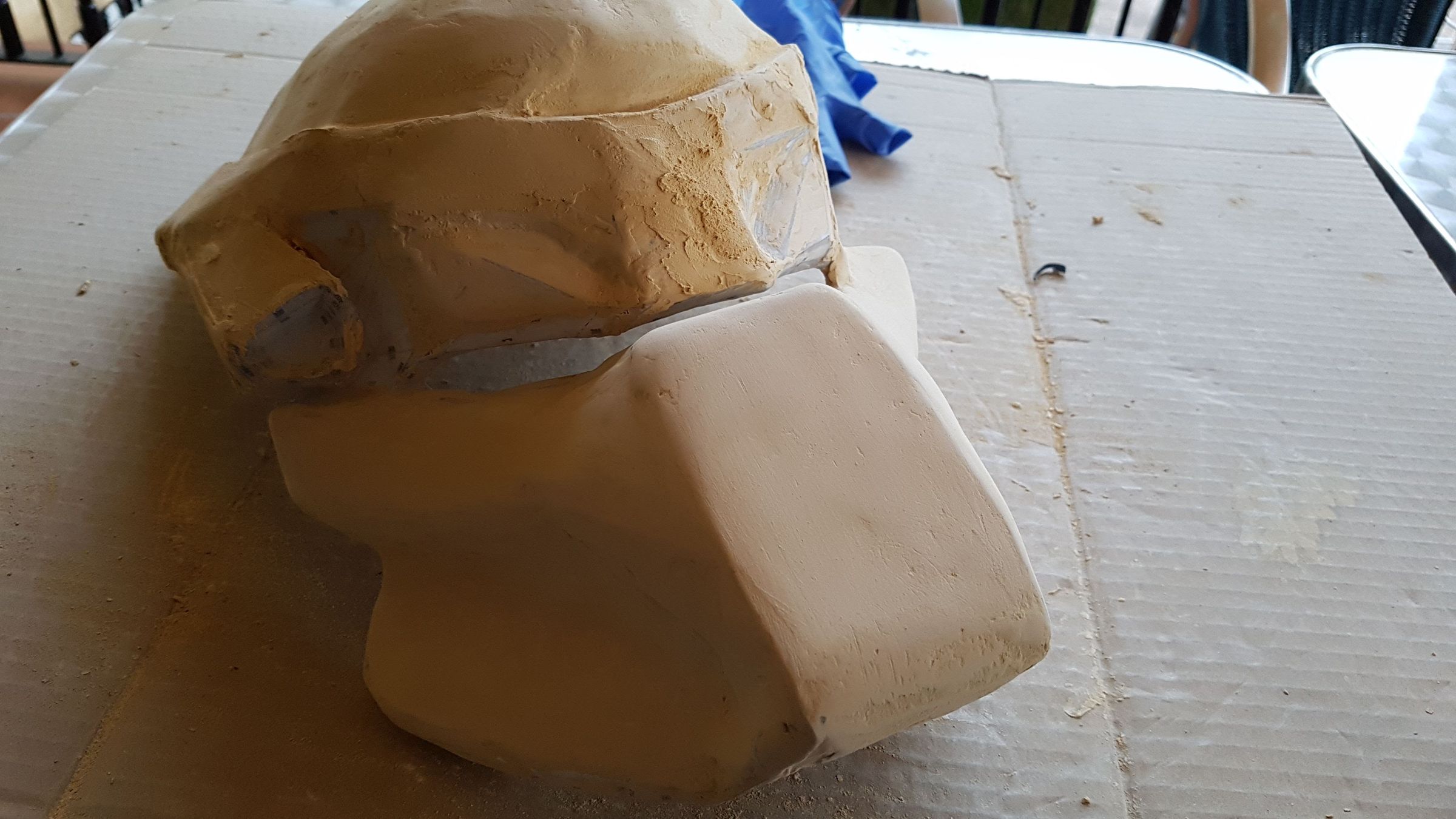 Predator Bio Helmet - Pepakura : 4 Steps (with Pictures) - Instructables