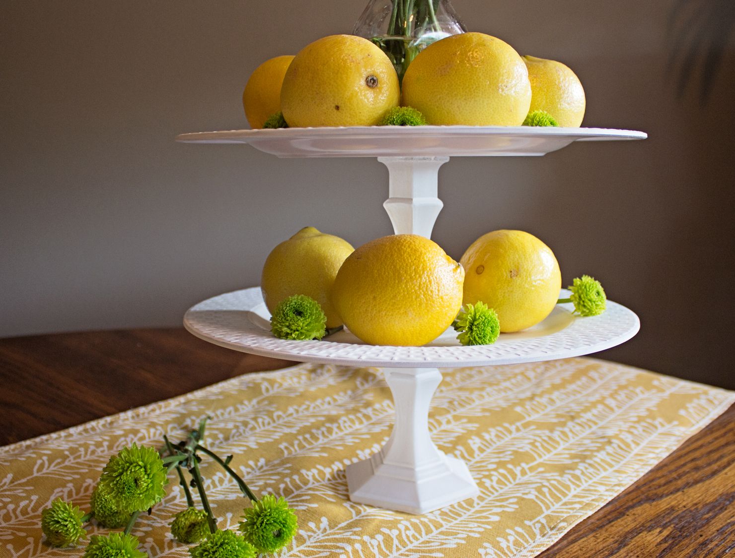 DIY Tiered Stand : 4 Steps - Instructables