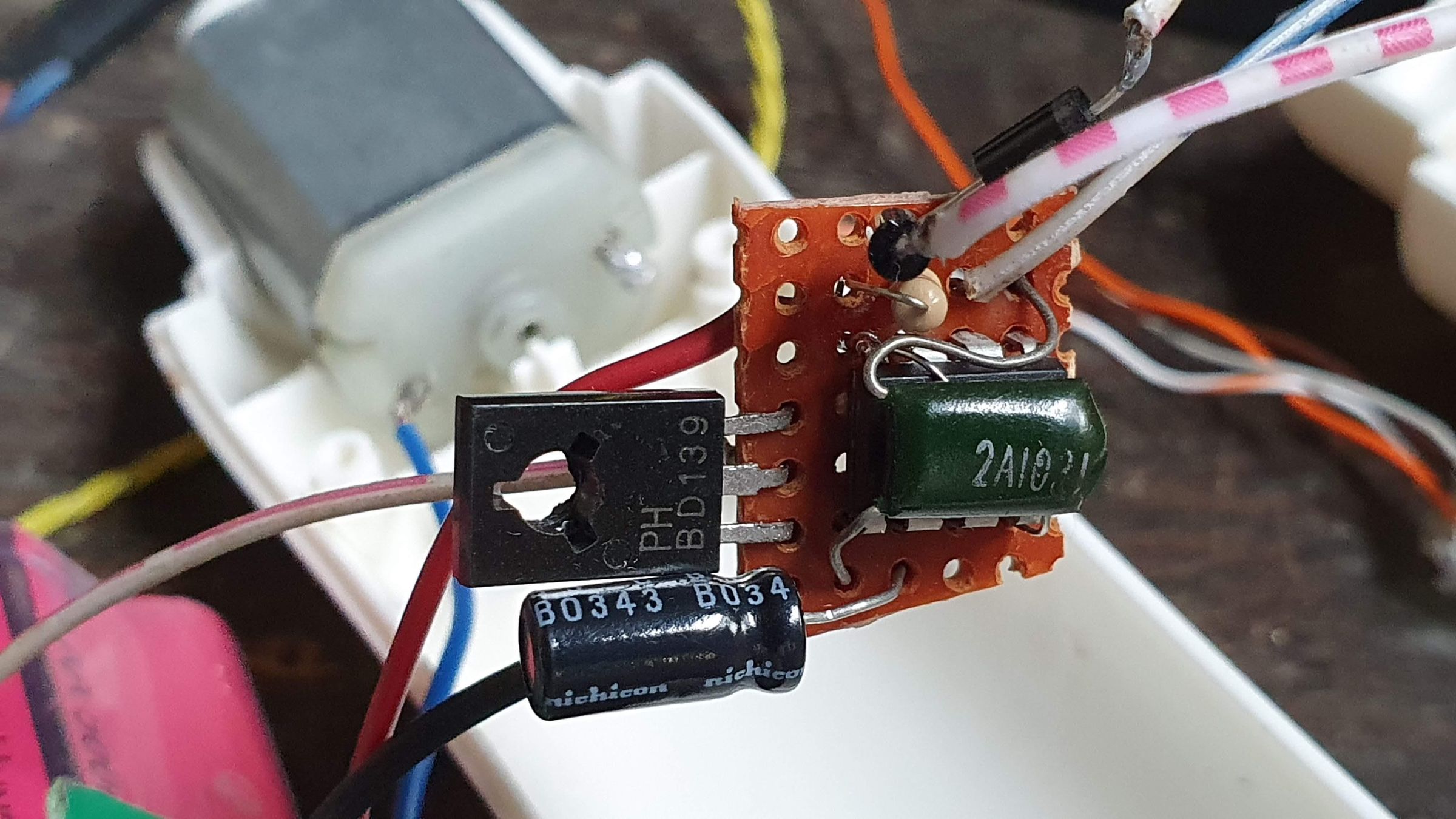 Coffee Mixer Mod Using Ne555 PWM Speed Regulator : 6 Steps - Instructables