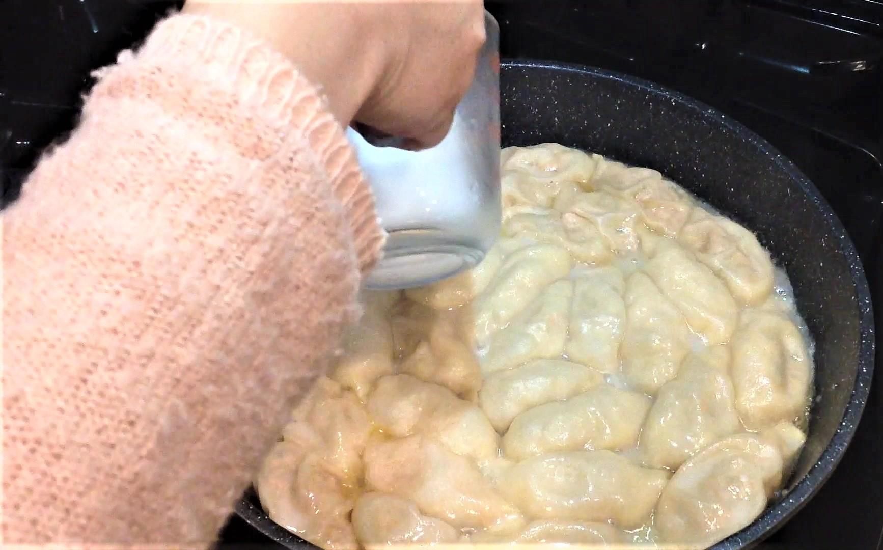 Pork Sauerkraut Dumplings Pull-Apart Pie Step by Step From Scratch : 8 ...