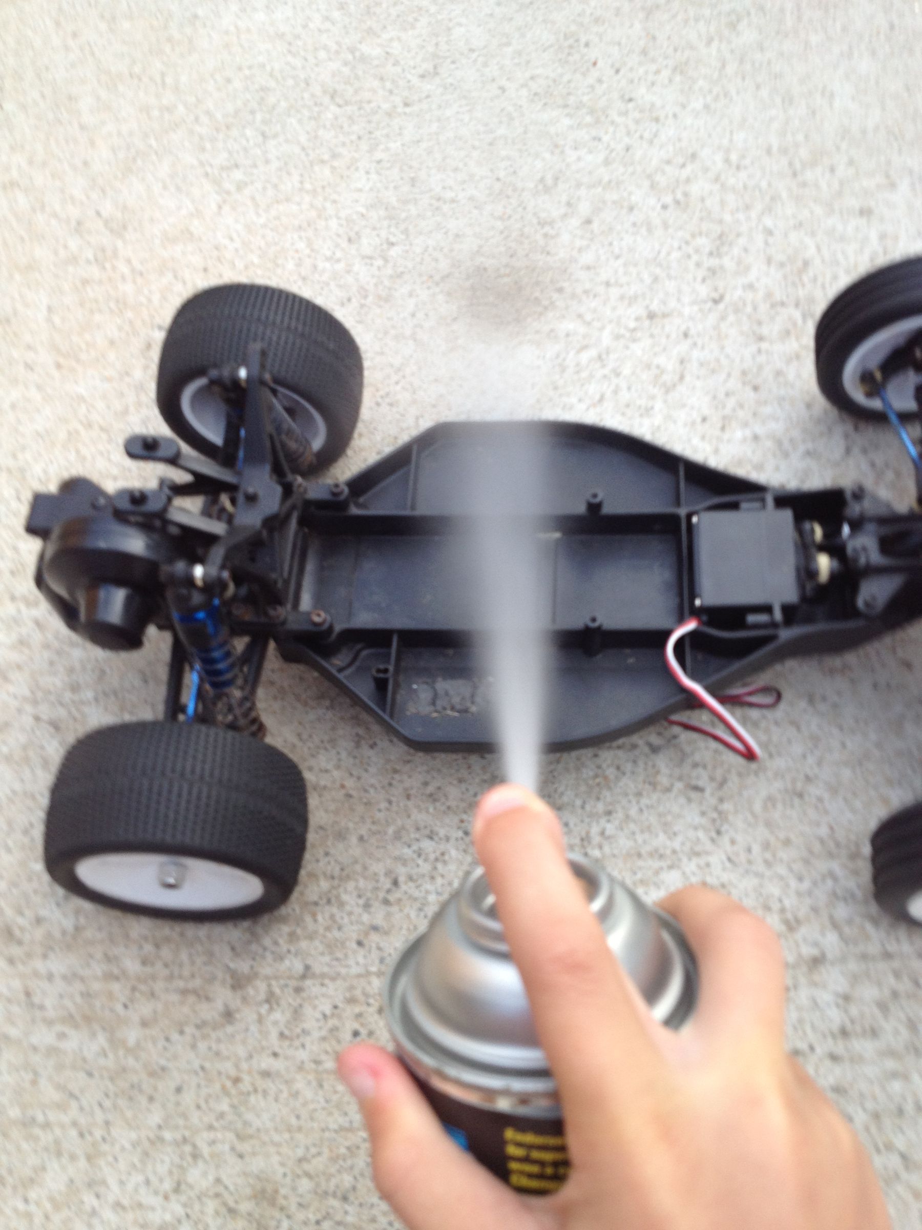 How to Clean a RC Car and Remove RC Tape : 6 Steps - Instructables