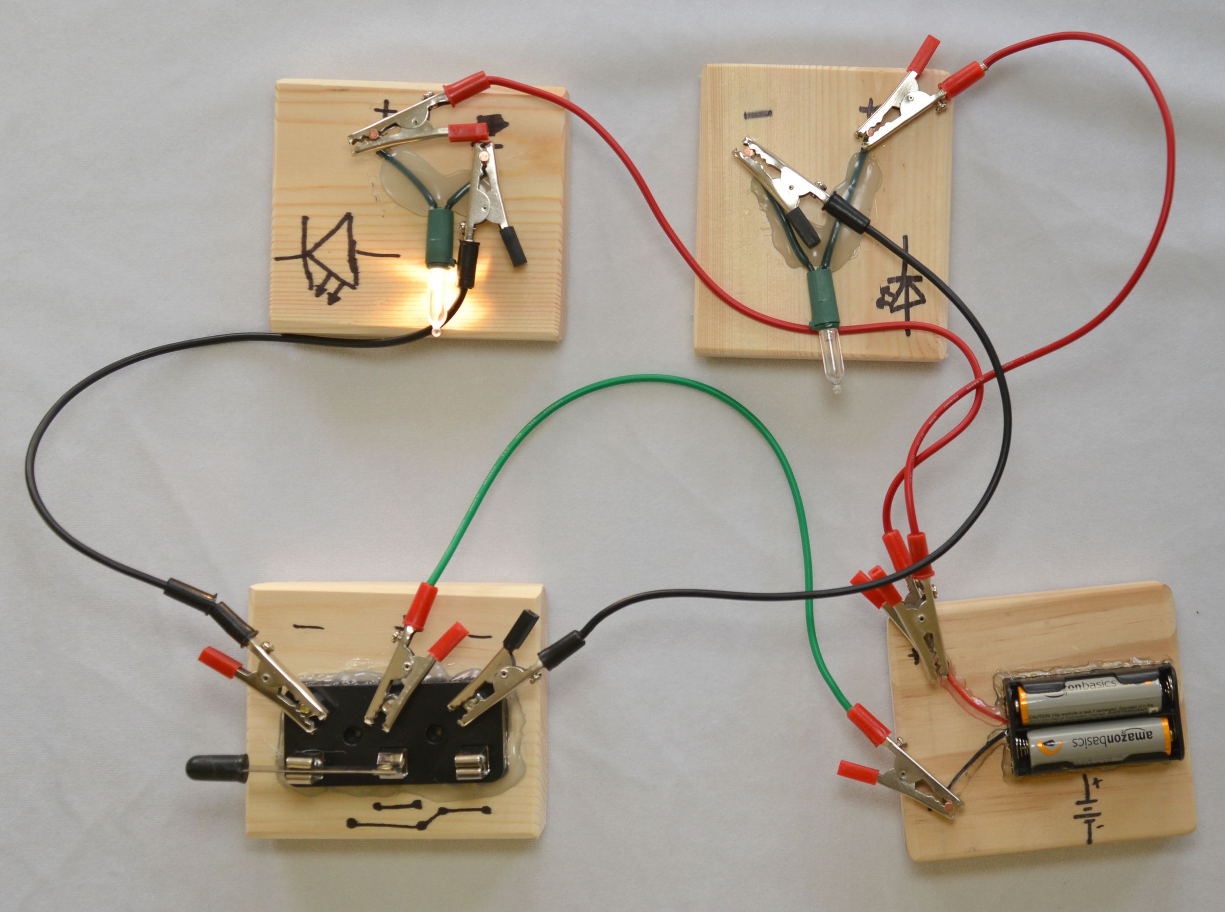 Circuit Blocks in the Classroom : 8 Steps (with Pictures) - Instructables