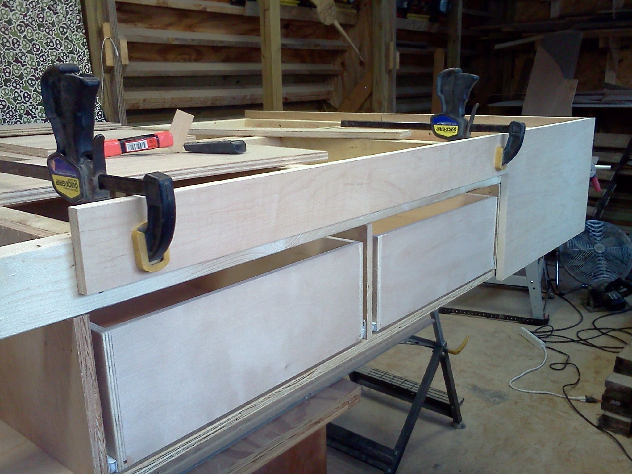 Platform Bed With Drawers : 8 Steps (with Pictures) - Instructables