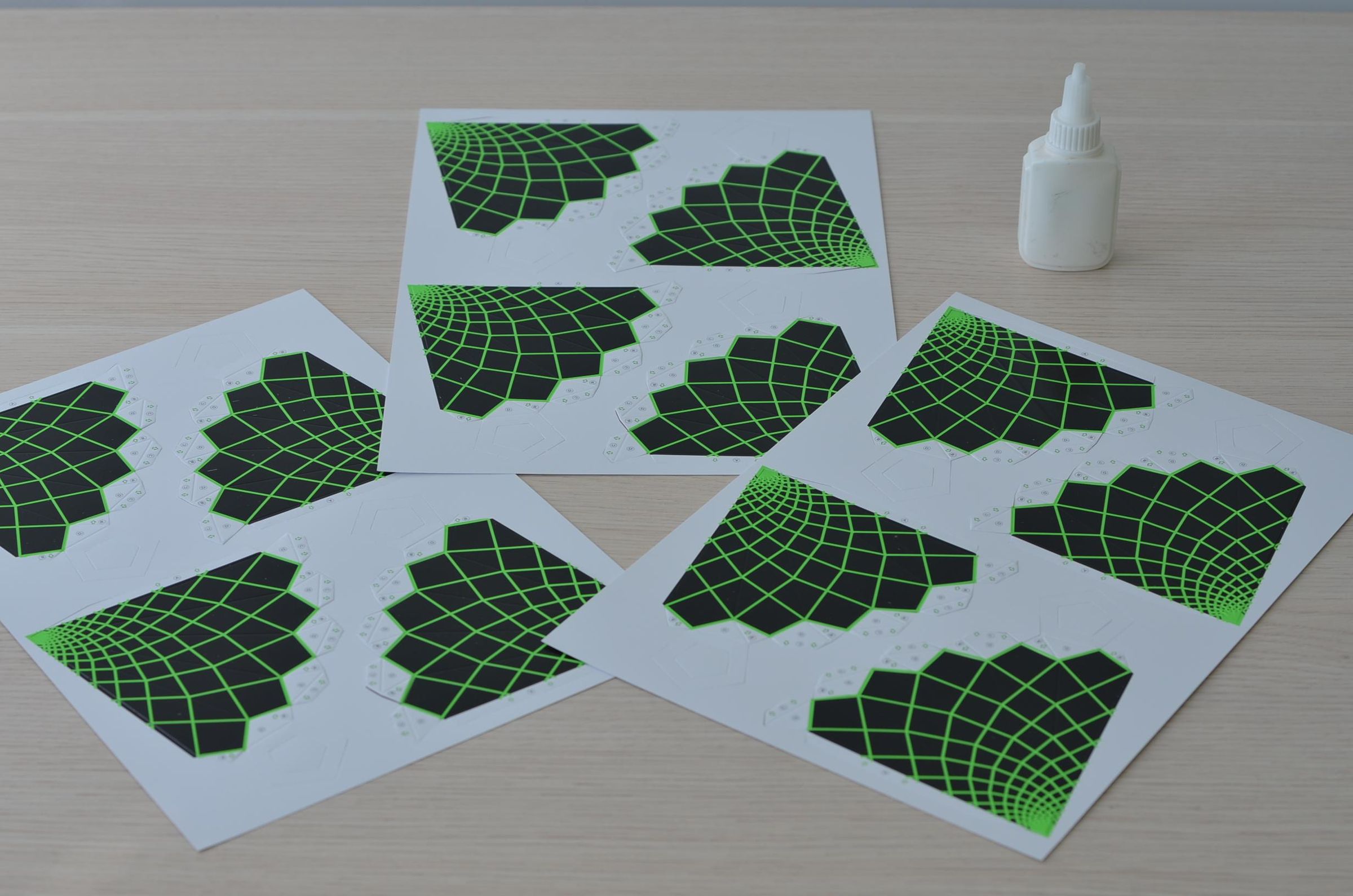 Black Star – Paper Polyhedron : 3 Steps (with Pictures) - Instructables