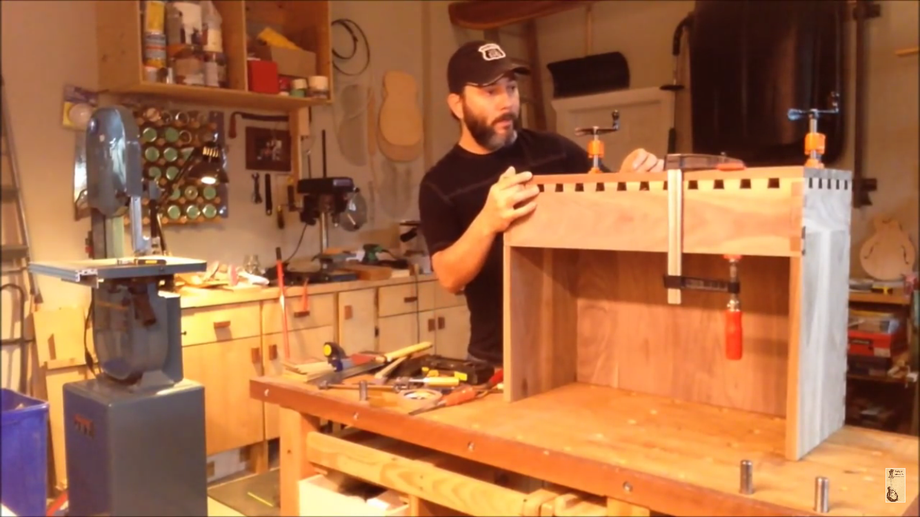 A Dovetail Toolchest : 6 Steps (with Pictures) - Instructables